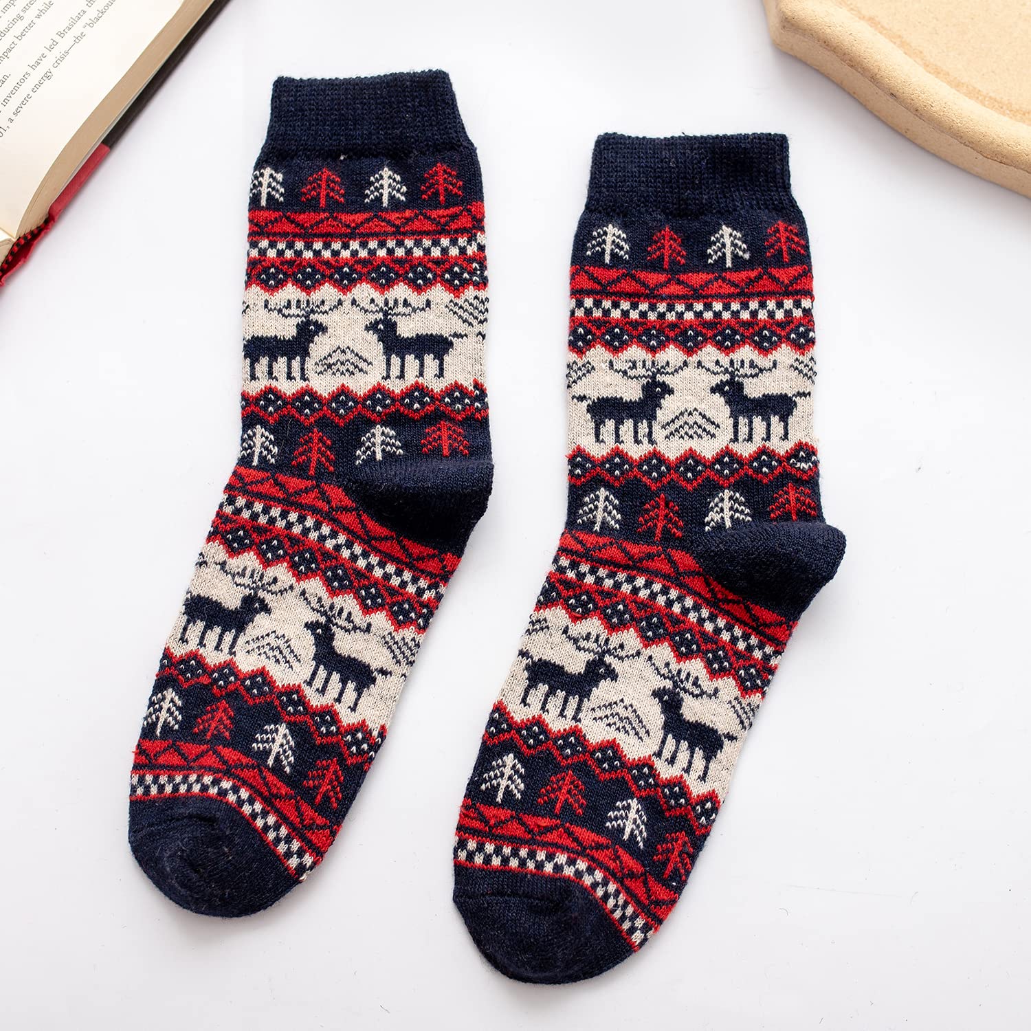 DOOVID Unisex Athletic Socks Women Men Knit Wool Socks Winter Socks Cotton Warm Socks Christmas Gift 5 Pairs Deer