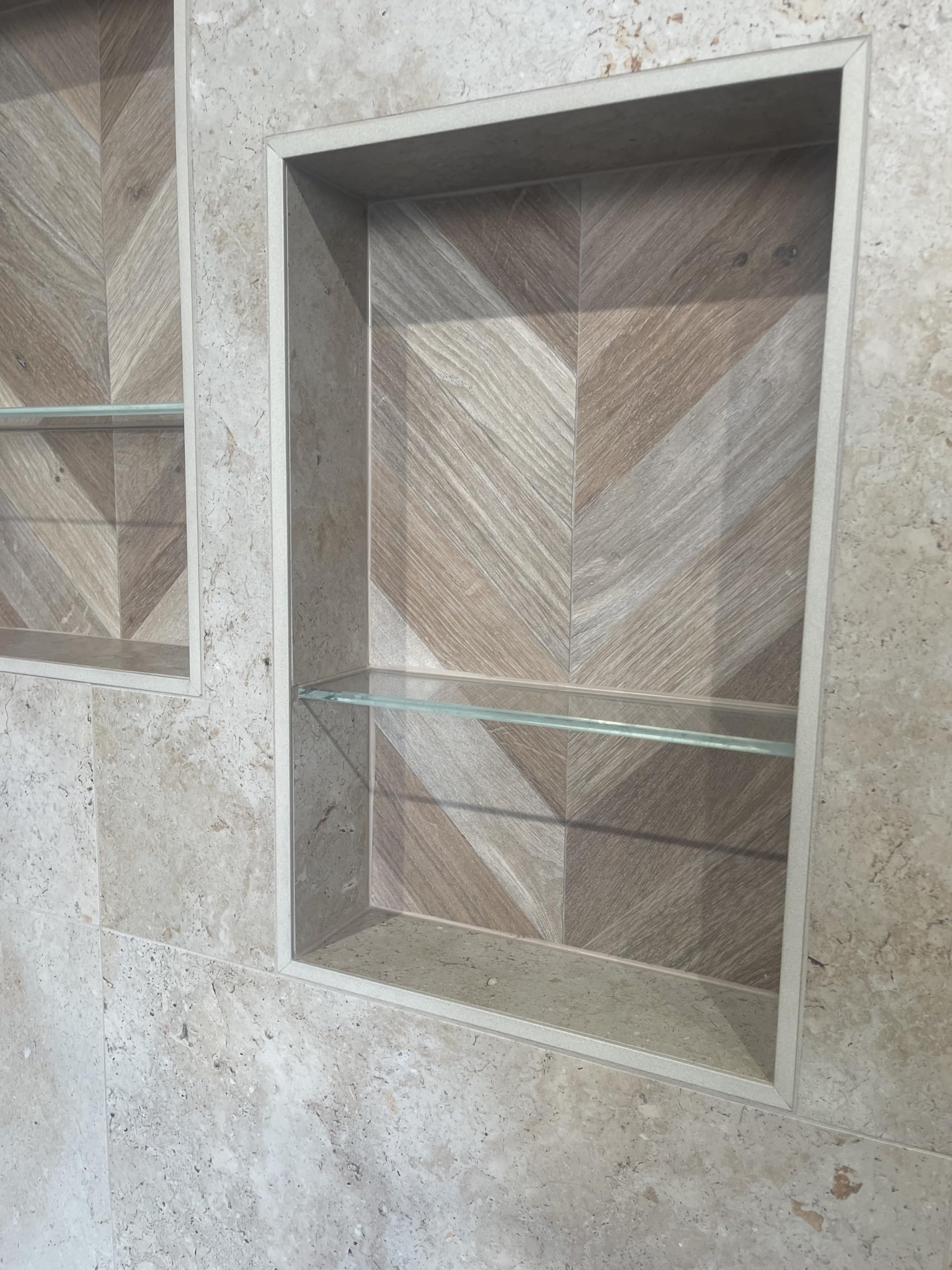 EZ NICHES Glass Shelf Divider in Frosted or Clear (Frosted)