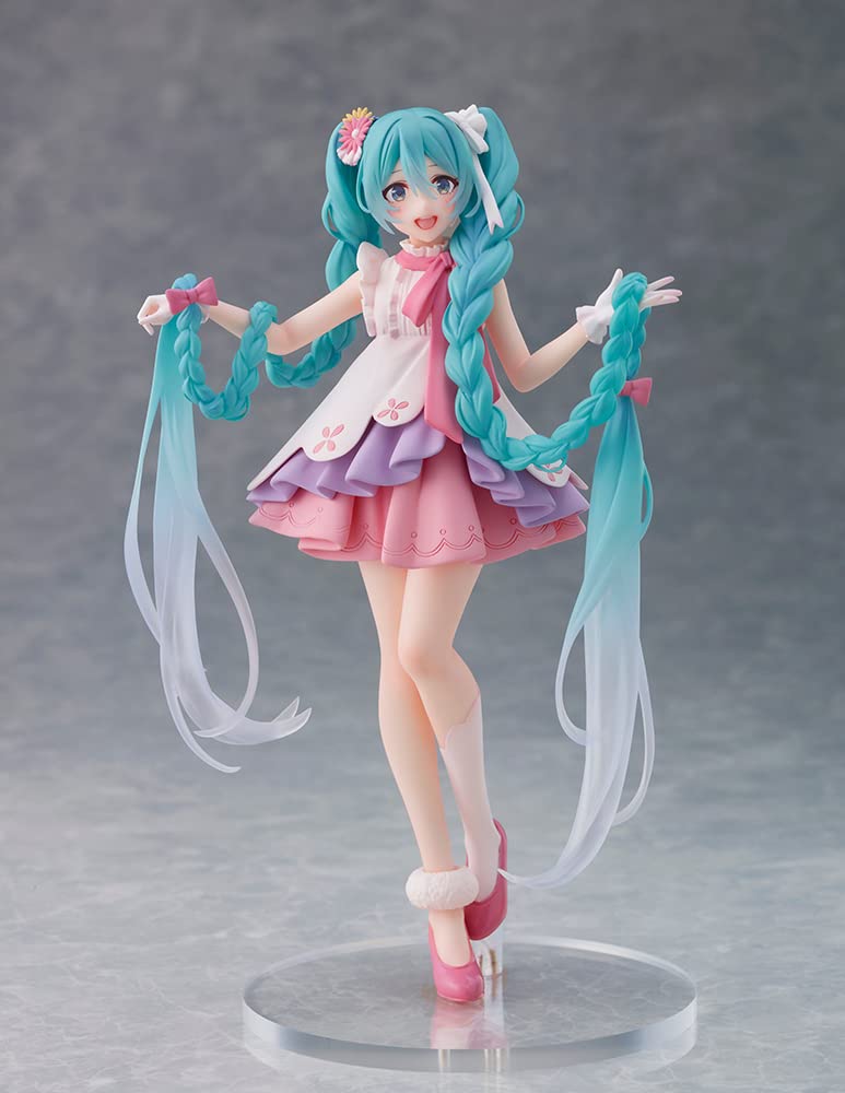 Taito Hatsune Miku Wonderland Figure - Rapunzel Edition in Multiple Colors (T83808)