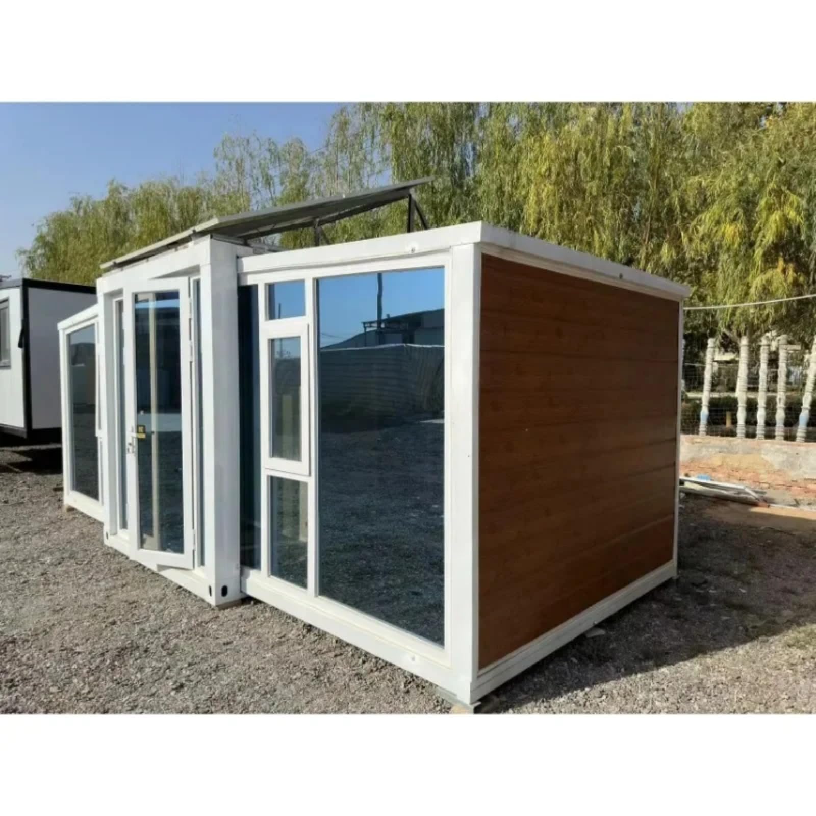 Expandable Container House–2 Bedroom Foldable Design with Modern Amenities, Perfect for Temporary Office Spaces, Camps, and Recreational Living Solutions
