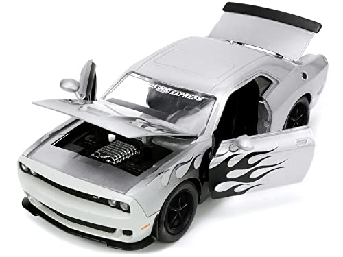 Jada Toys Big Time Muscle 1:24 2015 Dodge Challenger SRT Hellcat Die-cast Car Silver/Black Flames, Toys for Kids and Adults