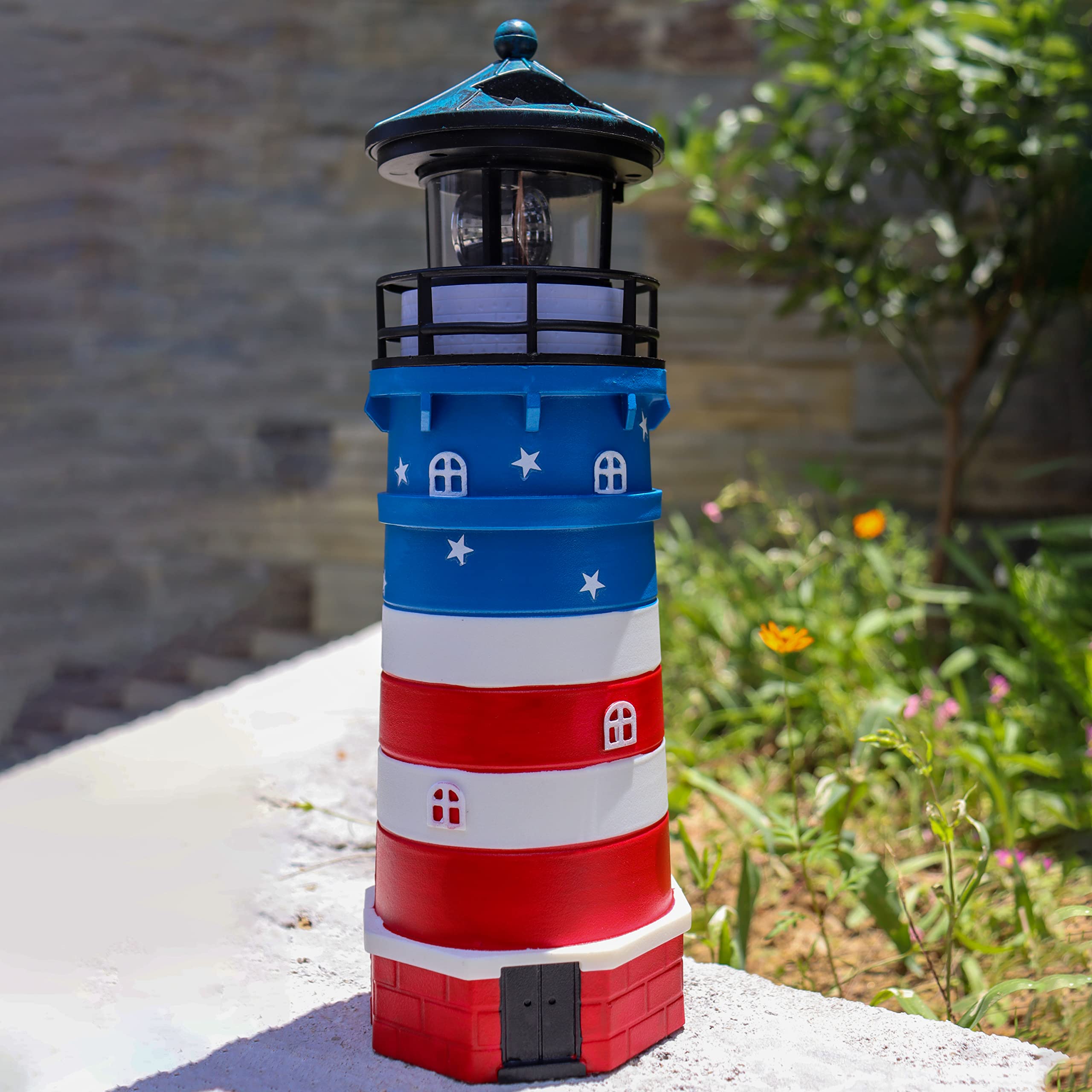 YQLEPIN Garden Solar Lighthouse Décor, American Flag Solar Lighthouse with Rotating Beacon,Lighthouse Lawn Ornament Patio Windowsill Decoration, Best Gift for Child Friends.(Round Design