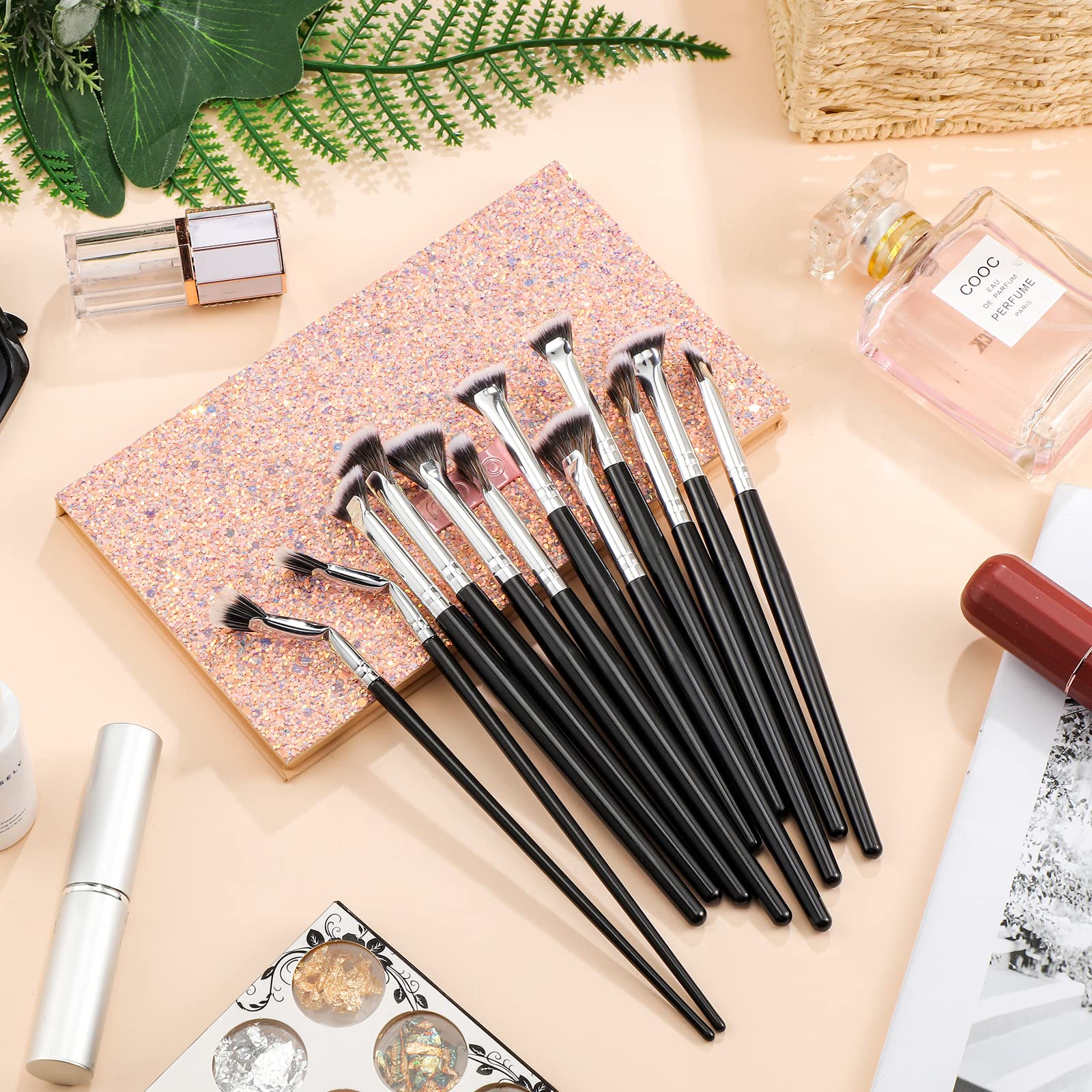 Dingion 12 Pcs Mascara Fan Brush for Lashes Eyelash Eyebrow Brush Makeup Brush Eye Lashes Makeup Tools Eye Shadow Brush Lash Wand Synthetic Fibre Smooth Application No Smearing Clumping