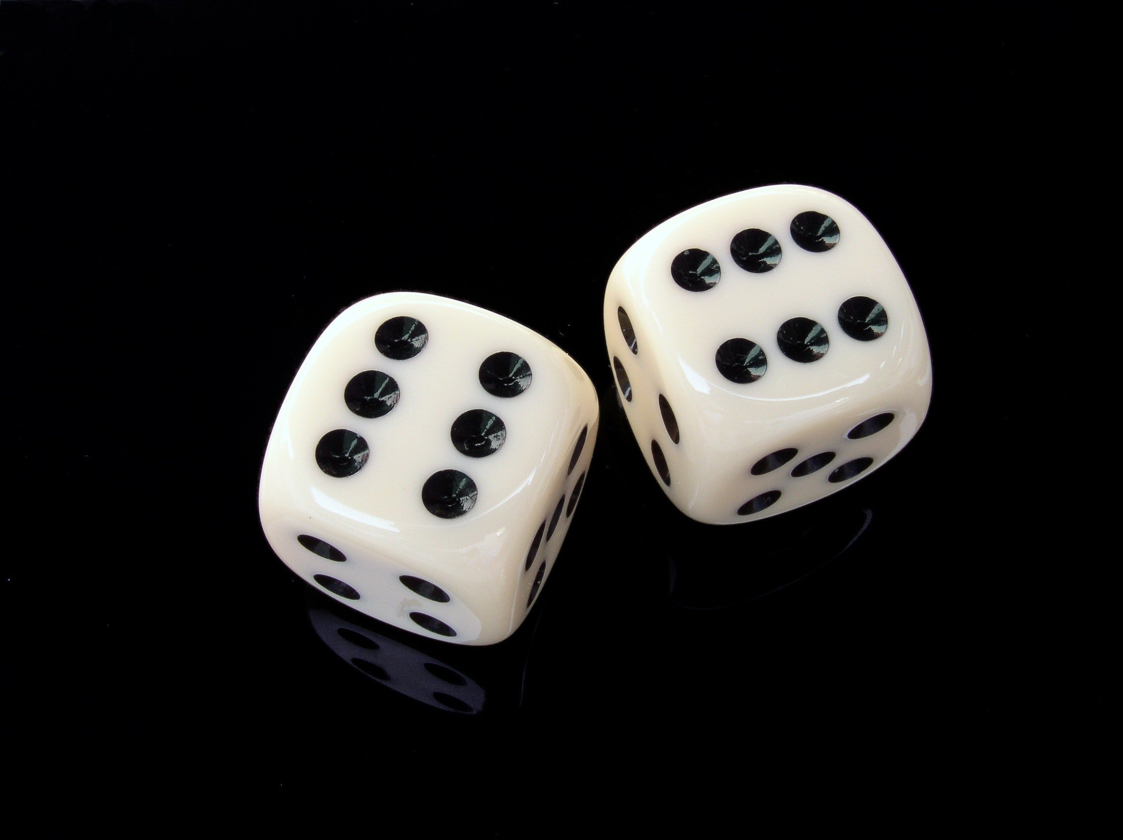 Set of 20 Round-Corner 6-Sided Cube Game Dice - Perfect for Yahtzee, Scribbage, Craps, Liar's dice, Farkle, and Much More - A Game-Night Must-Have - Black Duck Brand!