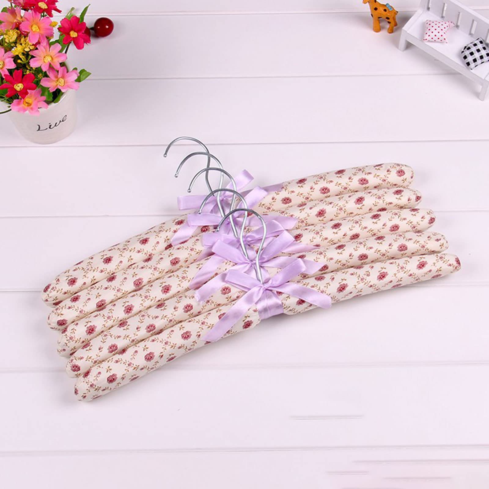 Fazanwey Padded Hangers for Clothes Satin Hangers Clothes Hangers Padded Hangers for Women Sweaters (Floral-5pcs)