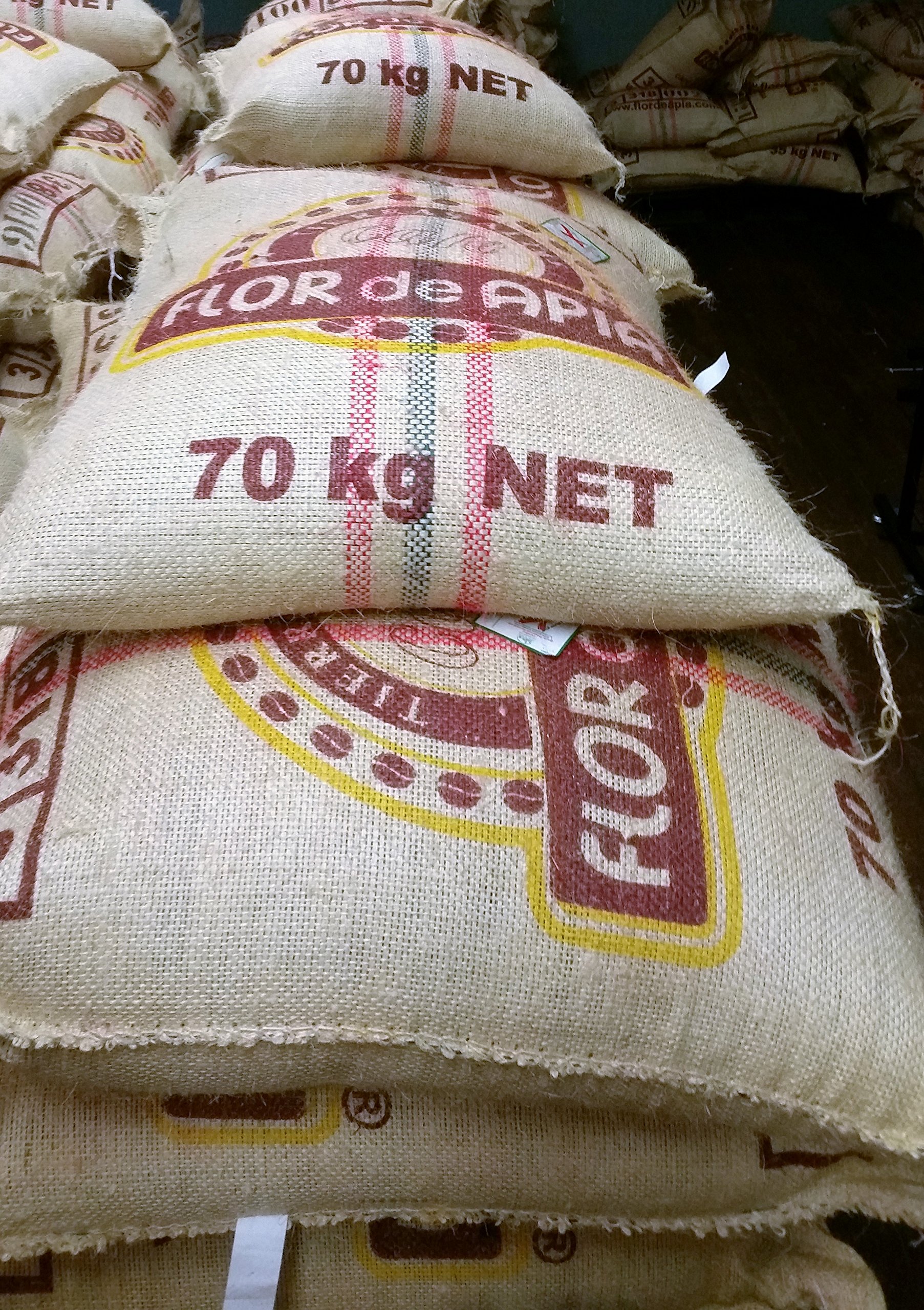 Coffee Single Origin Colombian Unroasted Coffee Beans Farm Los Pirineos (20 Lb)