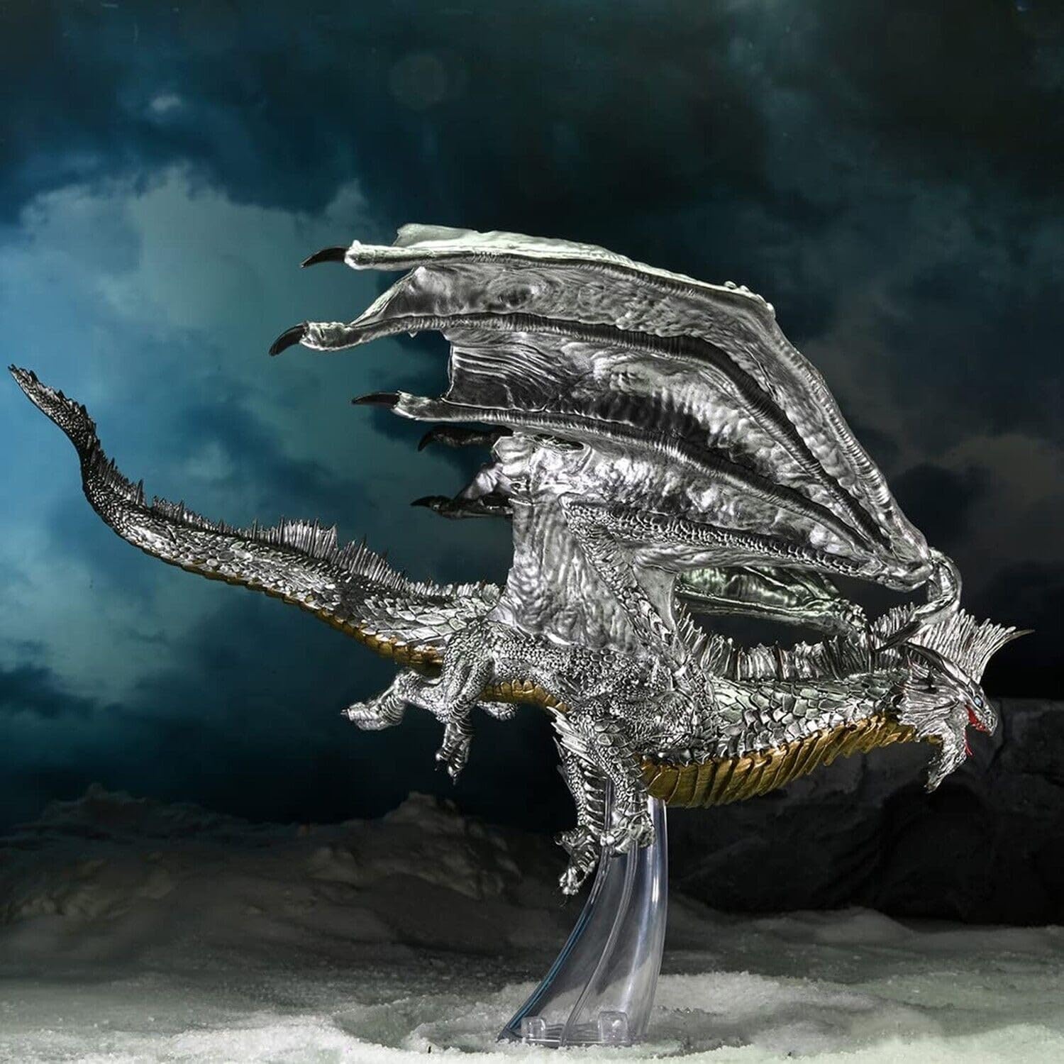 WizKids D&D Icons of The Realms: Adult Silver Dragon