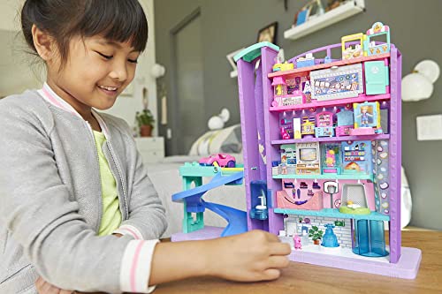 Polly Pocket Playset with 3 Micro Dolls, 1 Toy Car, Food and Shopping Accessories, Pollyville Mega Mall Toy