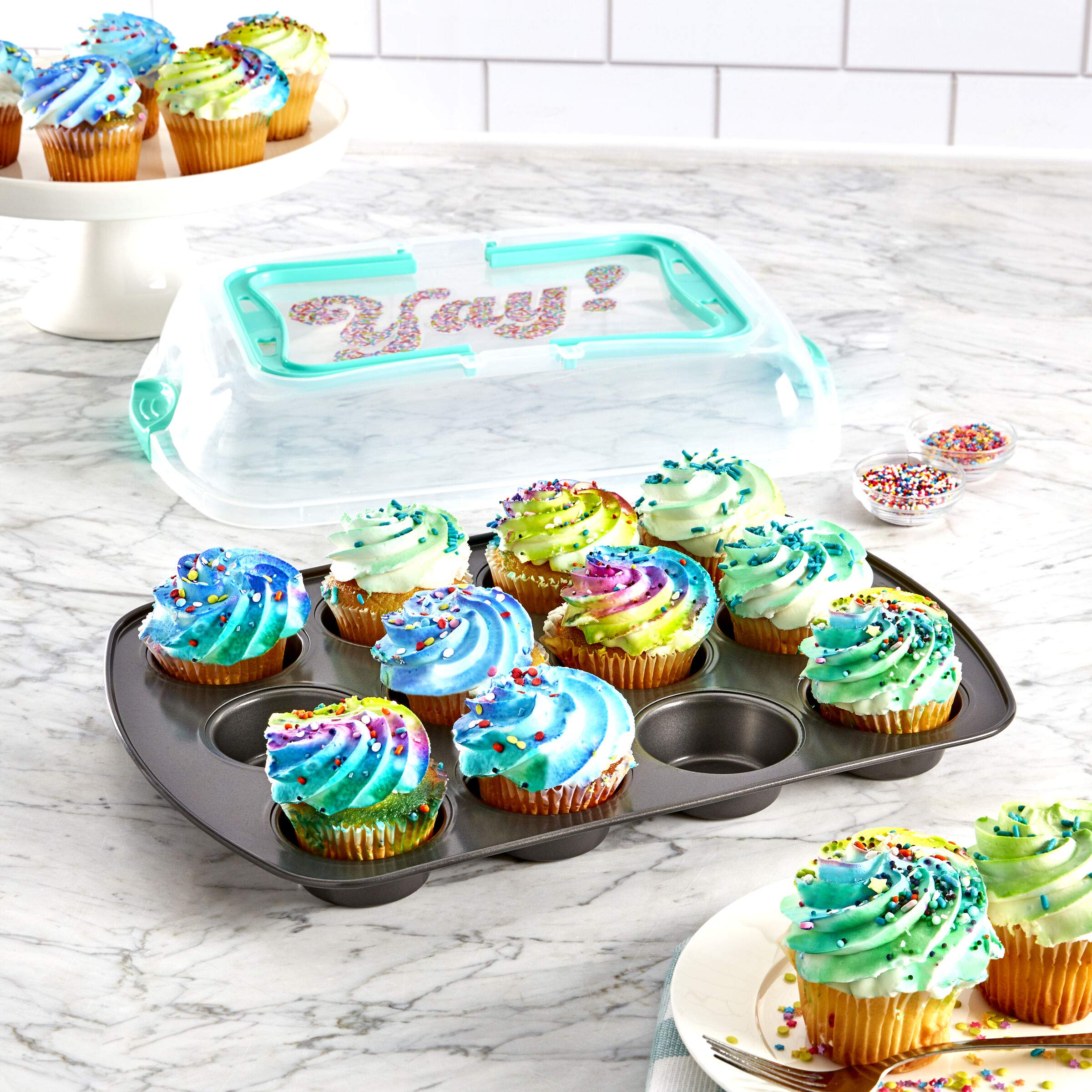 Chicago Mettalic Chicago Metallic 12 Cup Muffin Pan with Carry Lid, YAY Sprinkles Pattern