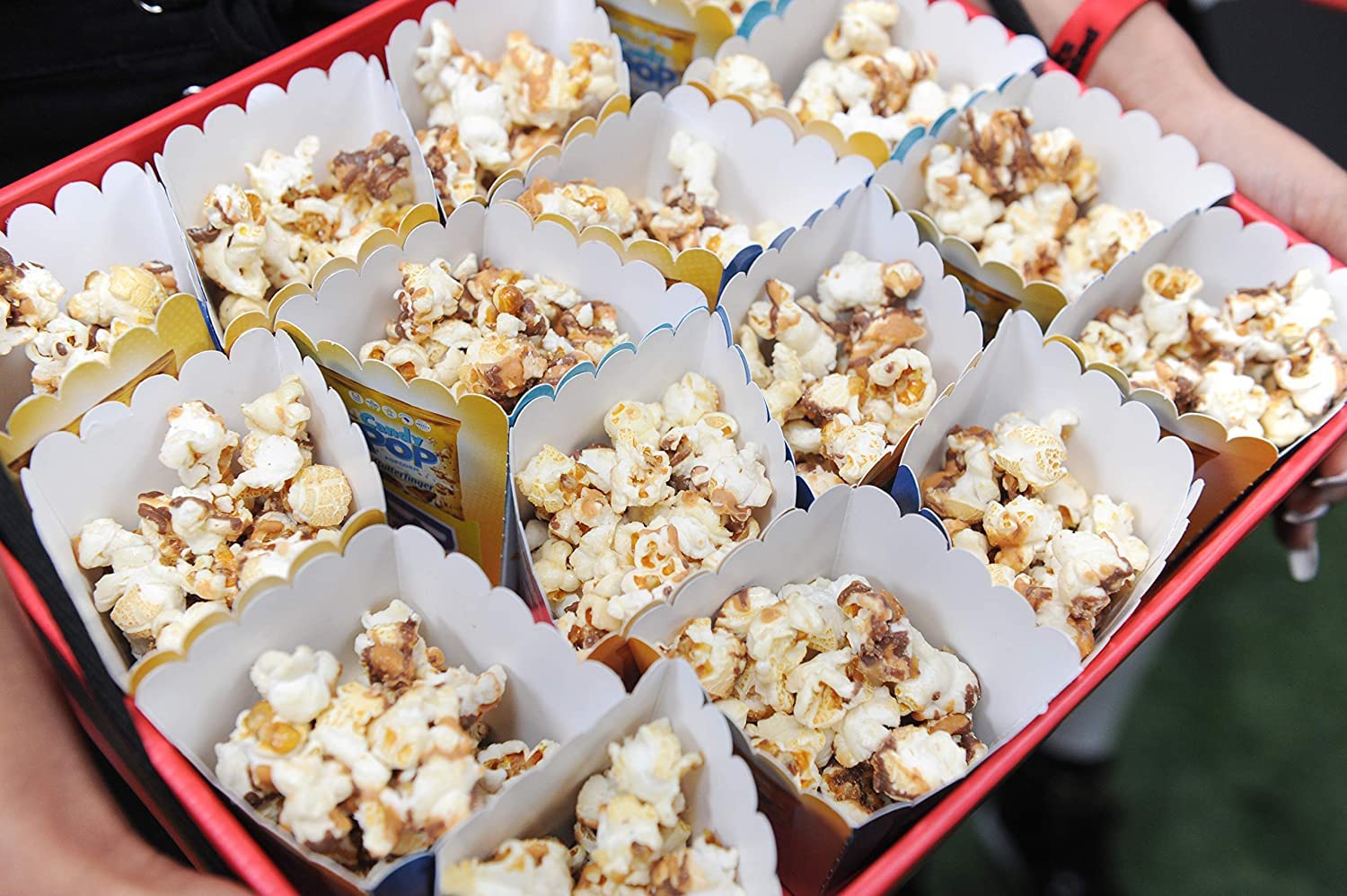 CANDY POP Butterfinger Candy Coated Popcorn (5.25oz bags) Made with Real Butterfingers Candy Pieces - Pack of 6