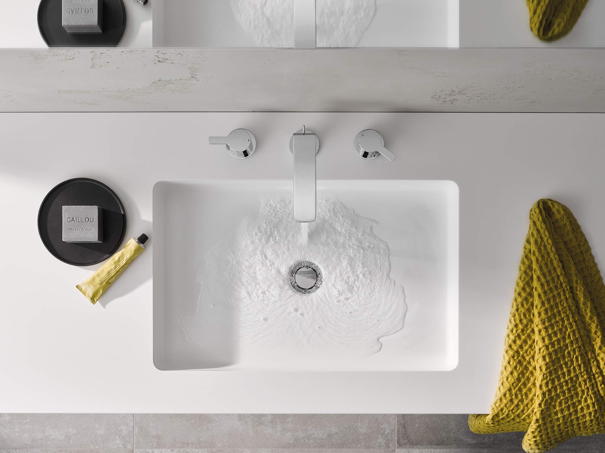Grohe 2057800A Lineare 8" Widespread Two-Handle Bathroom Faucet in StarLight Chrome, Medium W