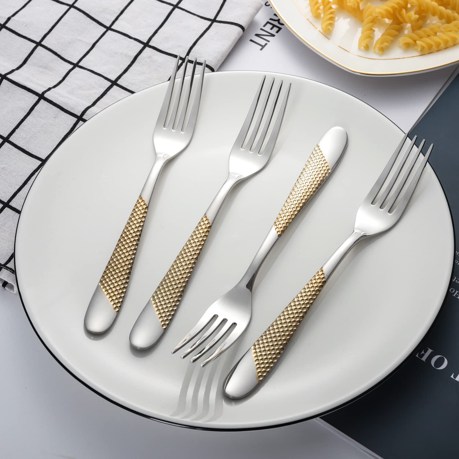 Dinner Forks Set of 4 Stainless Steel Forks Silverware Flatware Dessert Forks for Home Kitchen Restaurant