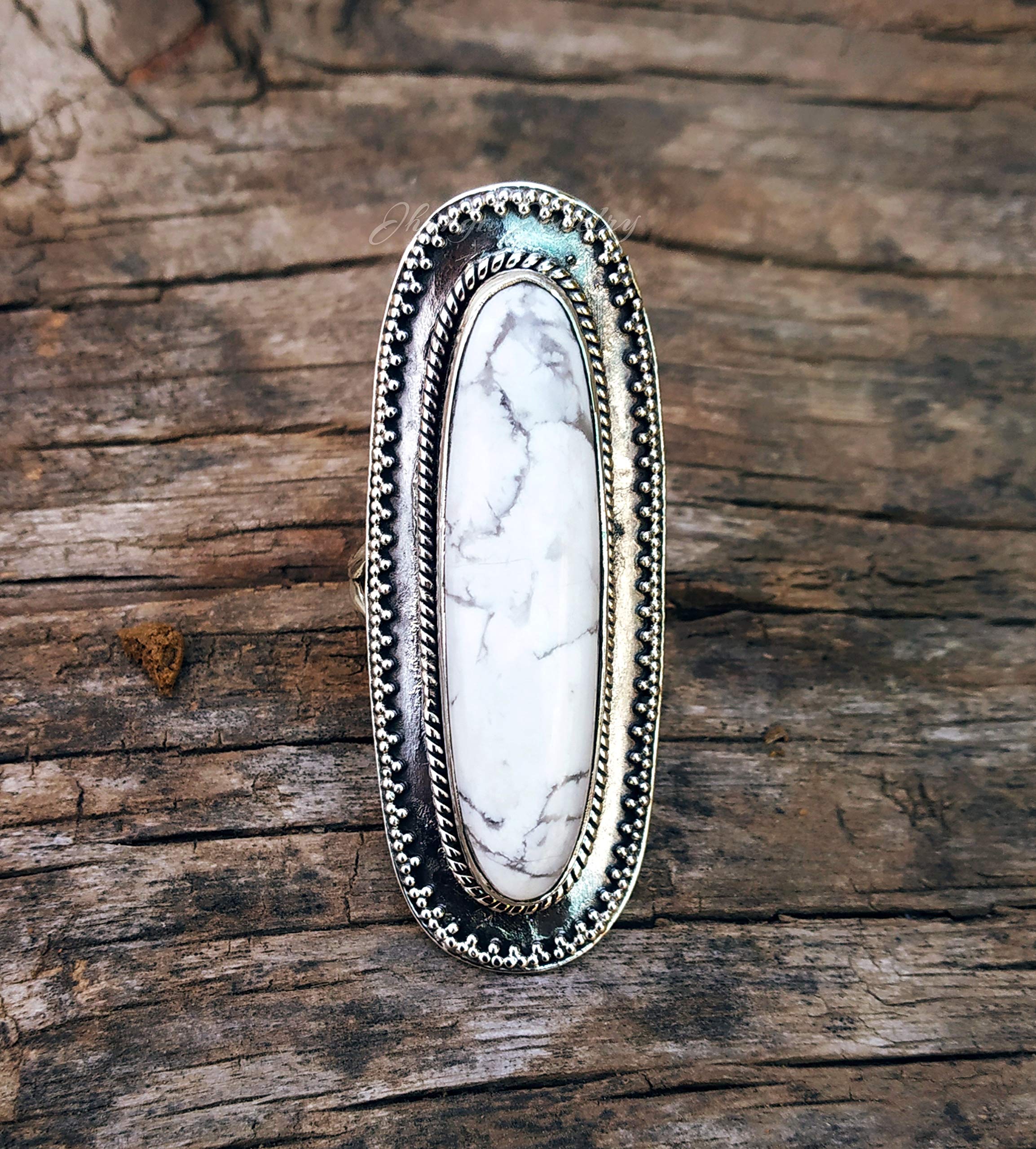 White Howlite Ring, Sterling Silver Ring, Antique Ring, Oval Shape Ring, Boho Style, Turquoise Howlite Ring, Promise Ring, Buffalo Ring, Bridesmaids Gift, Healing Crystal, Gypsy Ring, Vintage Style