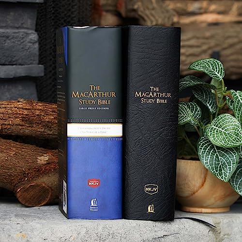 NKJV, The MacArthur Study Bible, Large Print, Bonded Leather, Black, Thumb Indexed: Holy Bible, New King James Version