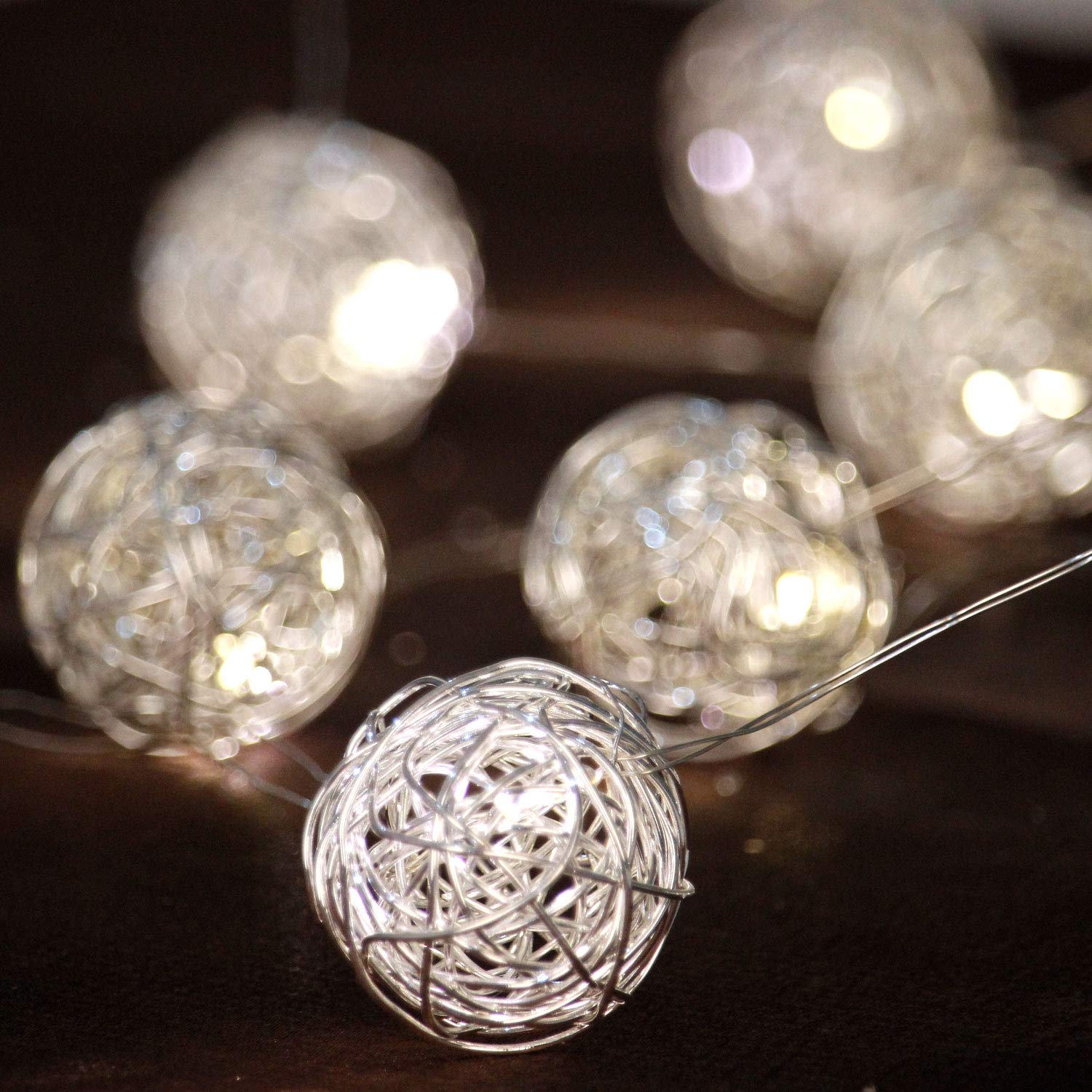 Wedding Party Decorating String Lights, Globe Rattan Ball Plug-in Fairy Lights 10ft 15 LED USB / Battery Powered with Remote for Indoor, Bedroom, Garden, Home, Holiday, Office, Classroom Ornaments
