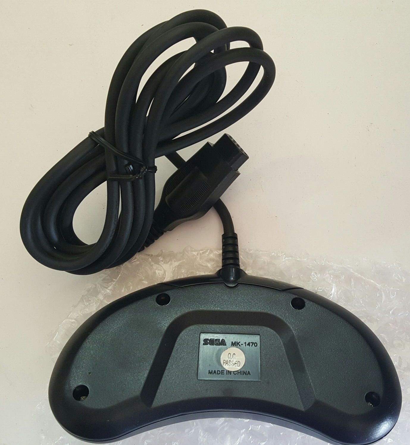 Official OEM Original Genuine Sega Genesis 6 Six button Controller MK-1470 (Bulk Packaging)
