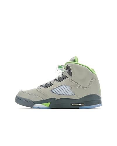Jordan Boy's Air Jordan 5 Retro (Big Kid) Silver/Green Bean/Flint Grey 4 Big Kid M