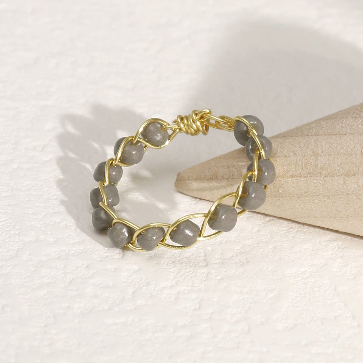 COLORFUL BLING Quartz Crystal Ring, Handmade Wire Wrapped Beaded Braided Quartz Ring, Ring Healing Crystal Gold Rings for Women Eternity Bands for Women Statement Stackable Ring(Gray)