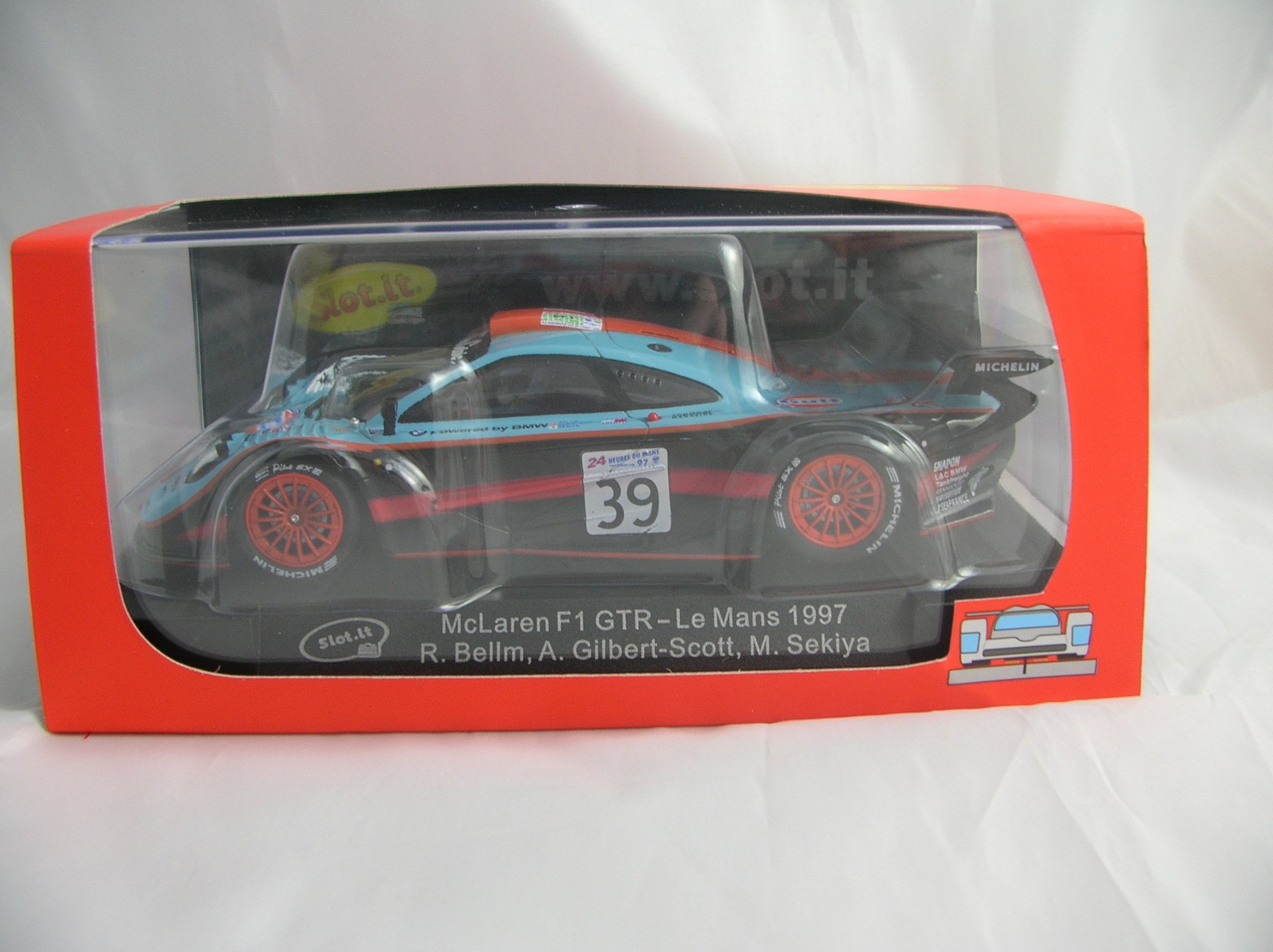 Slot.It McLaren F1 GTR Gulf #39 Le Mans 1997 Performance Slot Car (1:32 Scale)