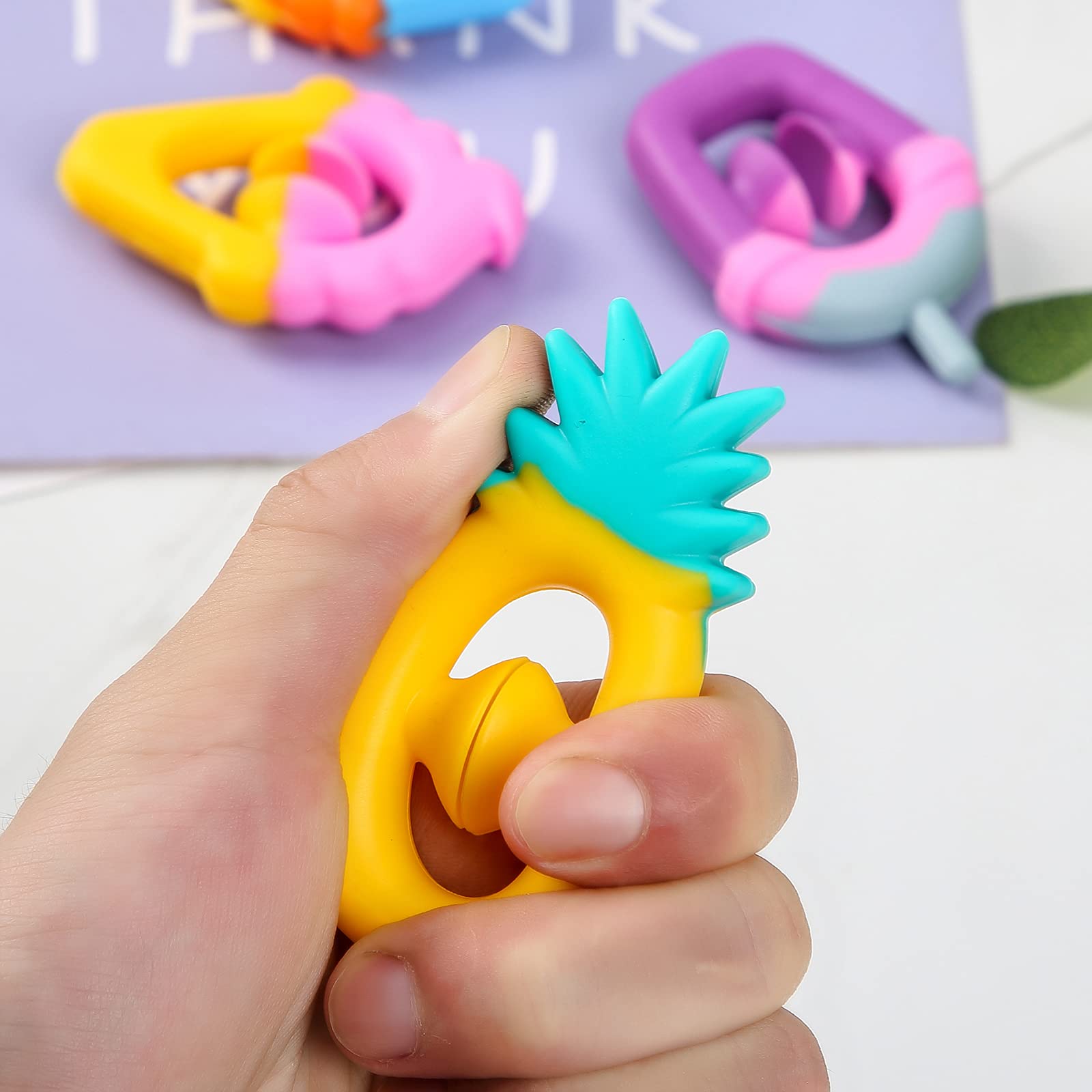 Snapper Fidget Toys,Grab and Snap Hand Toy,Snapper Popper Noise Maker Finger Sensory Toy,Stress Relief Squeeze Toy Easter Christmas Party Gift (4 Pieces)