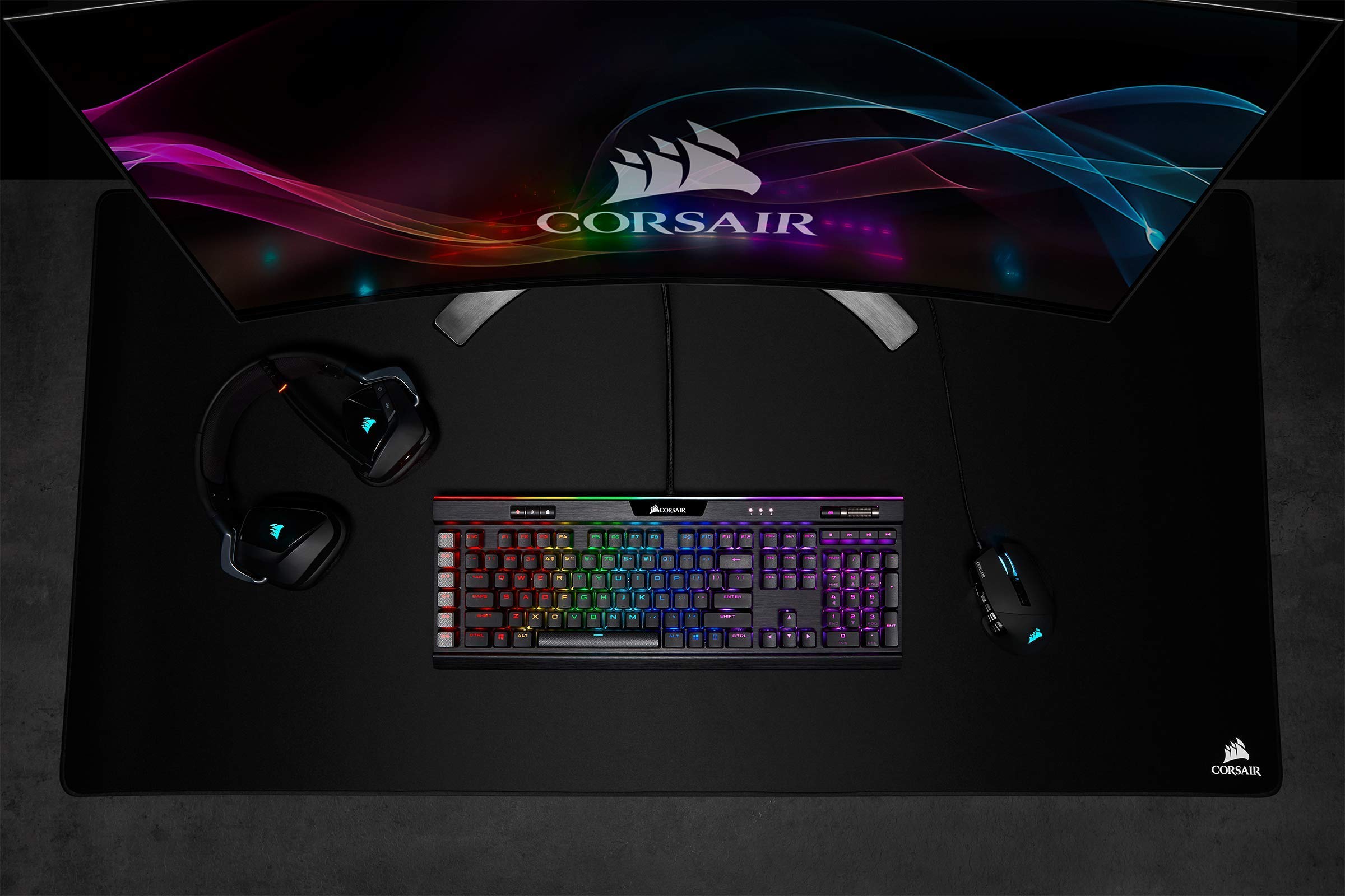 Corsair MM500 Premium Anti-Fray Cloth Gaming Mouse Pad, Extended 3XL - Black (Renewed)