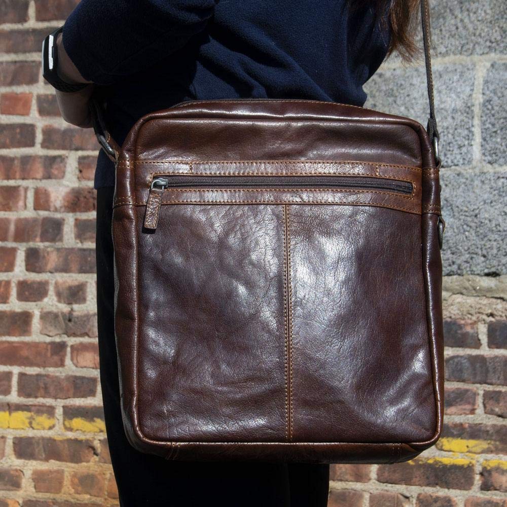 Voyager Crossbody Bag #7206 (Brown)