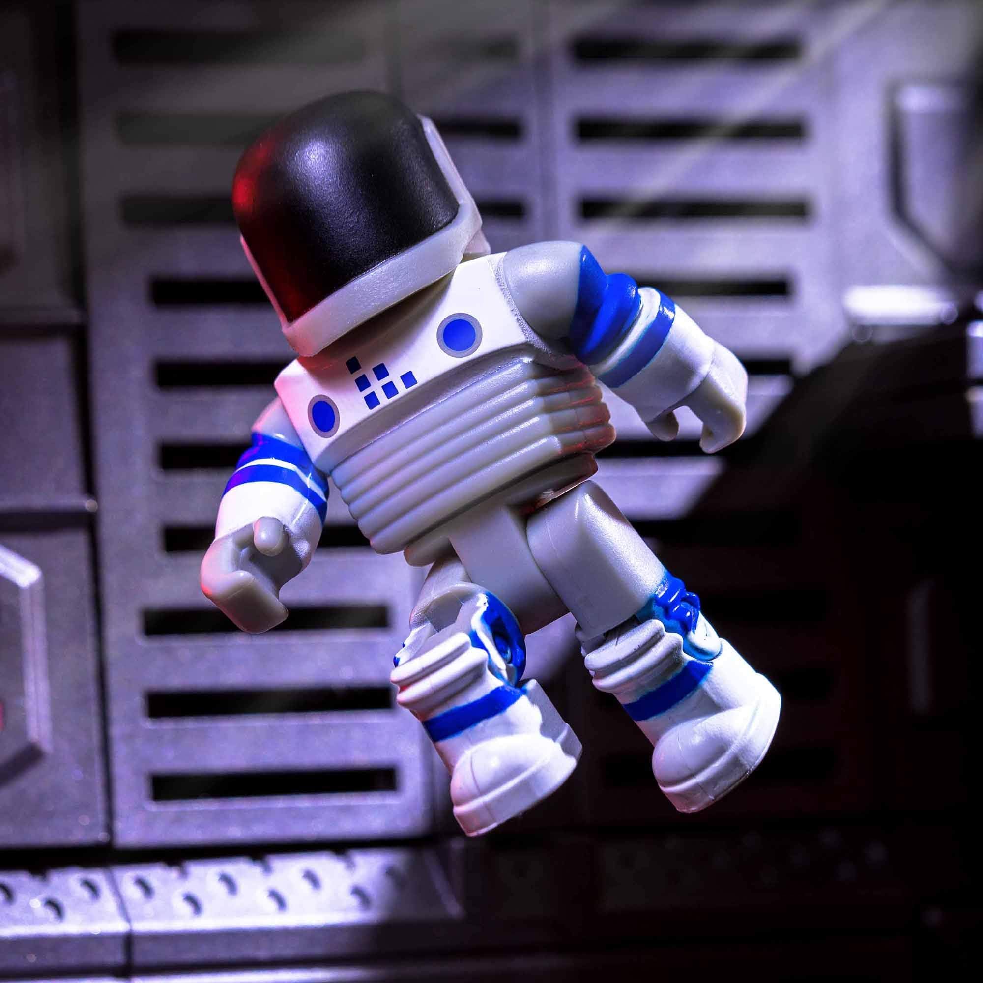 Roblox Action Collection - Series 7 Mystery Figure 1 -Pack [Includes 1 Exclusive Virtual Items]