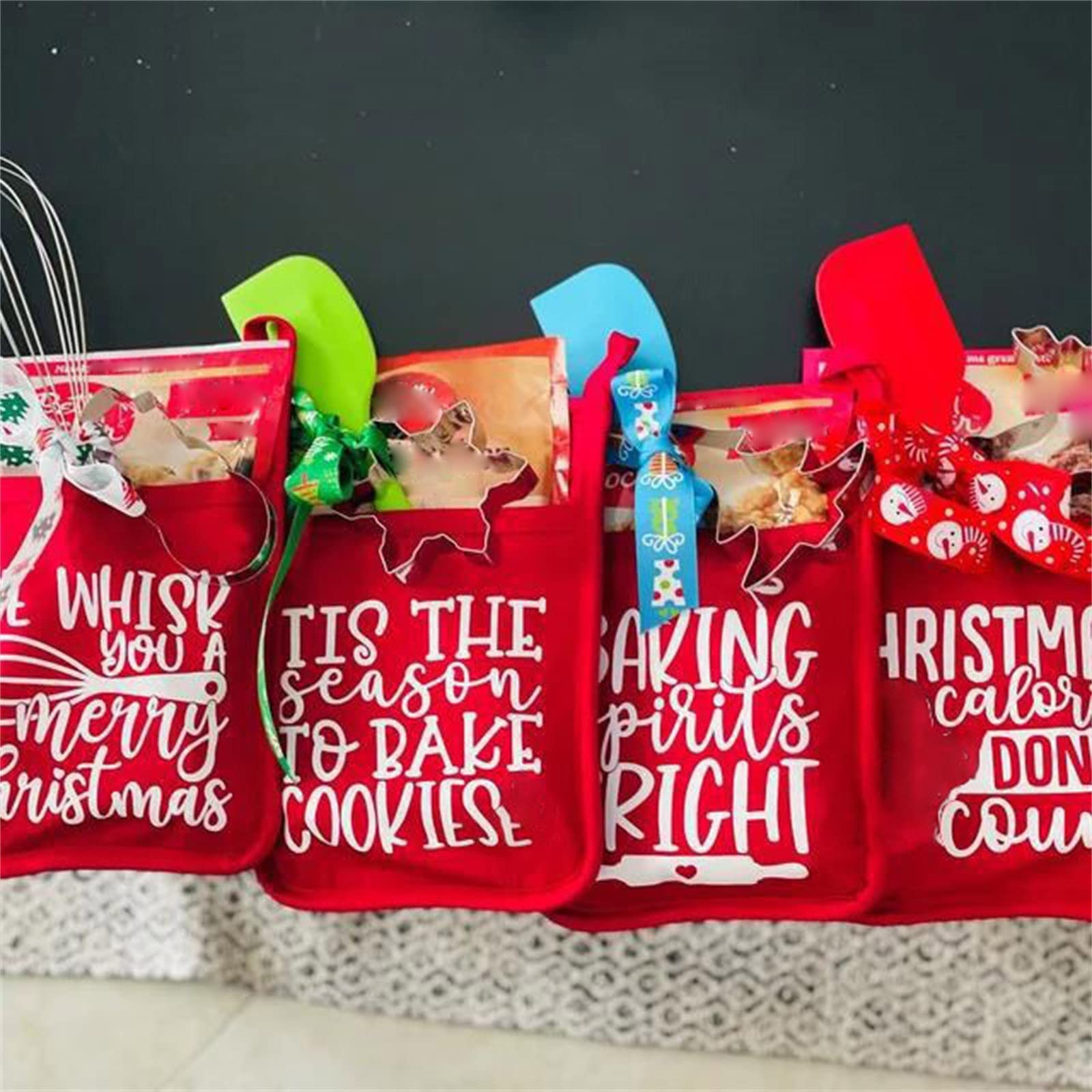 Christmas Pot Holders Baking Pocket, Christmas Oven Mitts Ornament for Kitchen Cooking Baking 1PC, Hello Christmas Print Pot Holders Storage Bag Gift for Family Neighbor