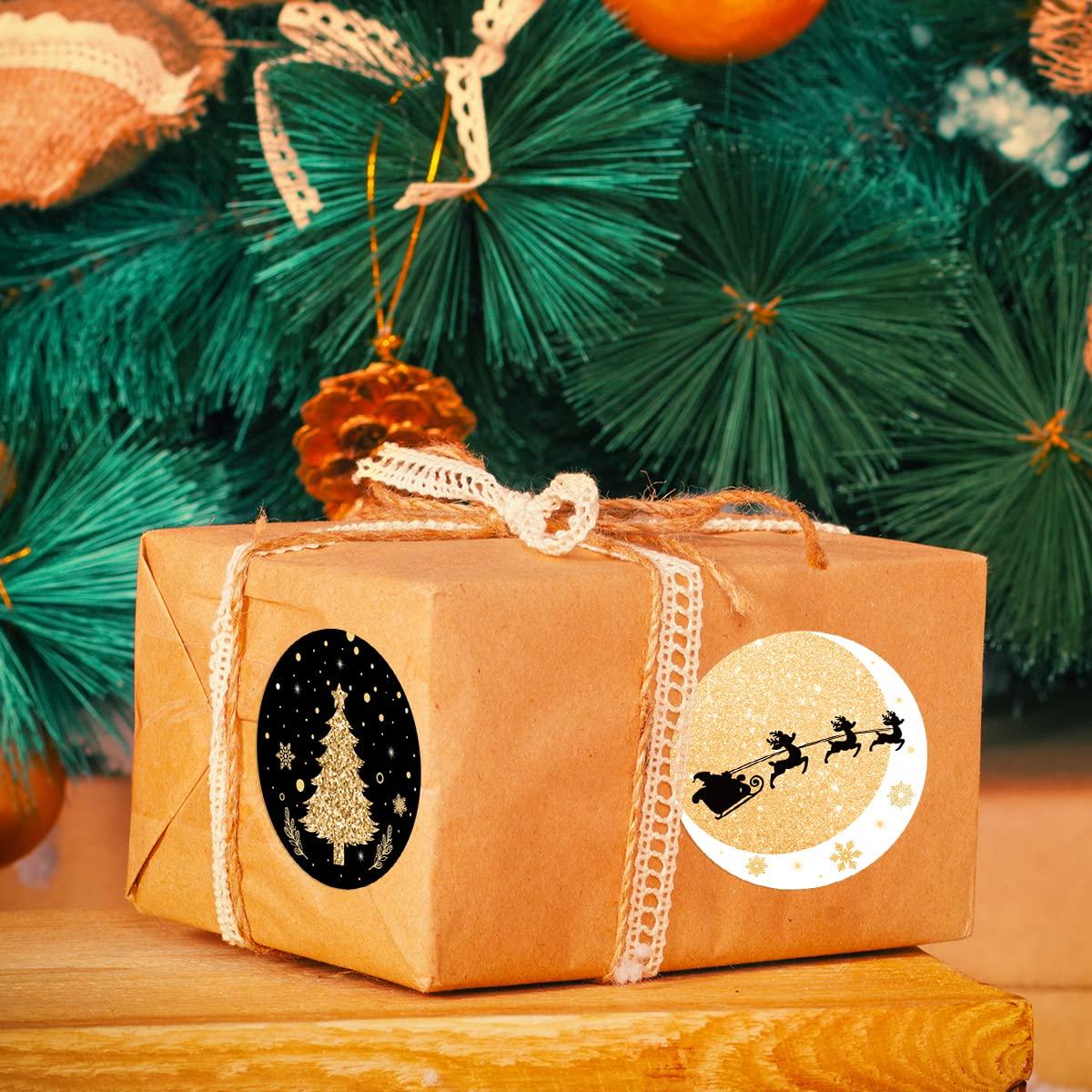 Christmas Stickers for Envelopes Holiday Labels 500PCS Black & Gold Seals Faux Glitter for Holiday Christmas Party Decoration