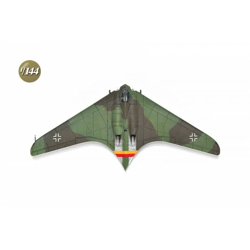 ZKMK28914 1:72 & 1:144 Zoukei-Mura Horton Ho229 (2 Kits) [Model Building KIT]