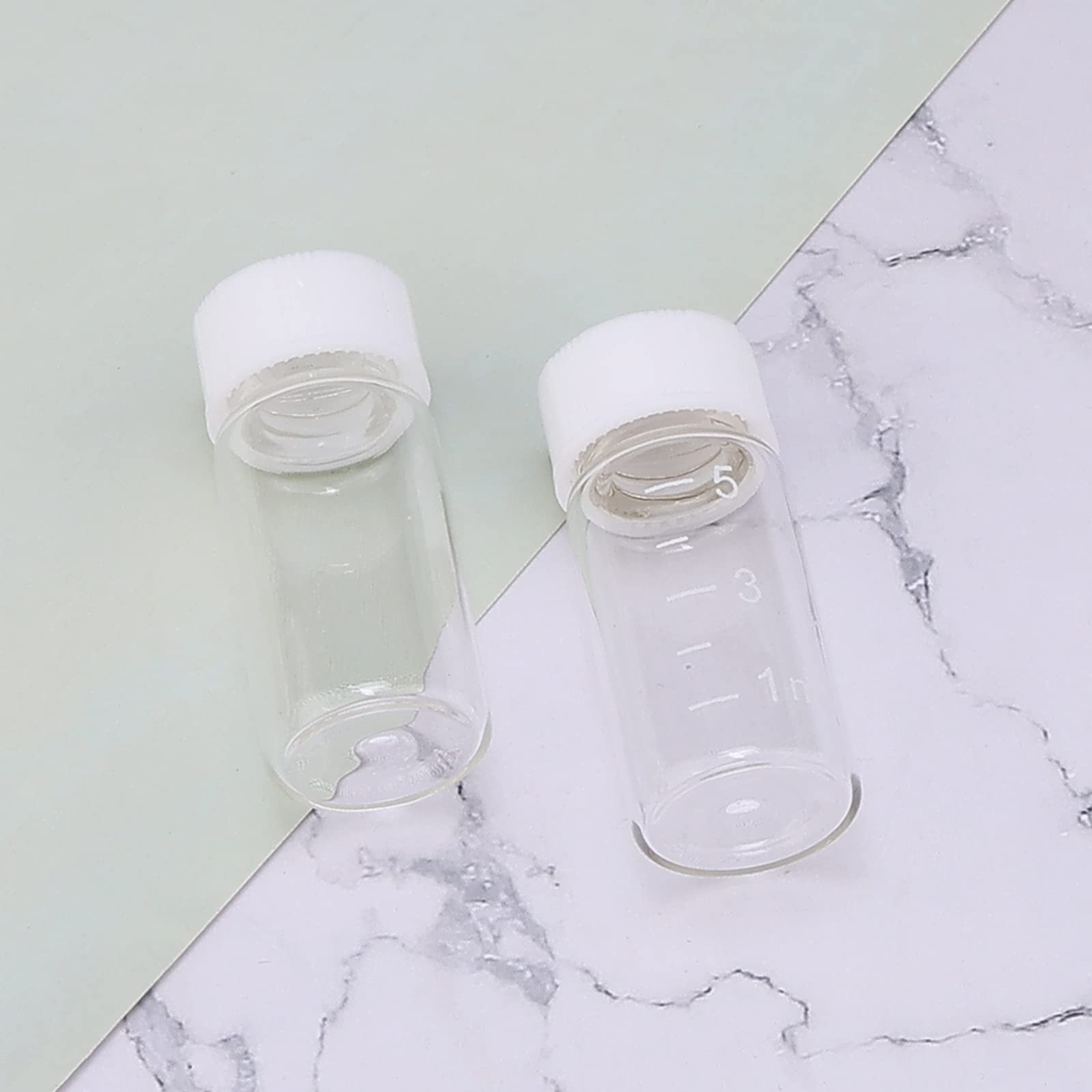 Csfglassbottles 30PCS 5ml (0.17 Oz) Clear Liquid Sampling Sample Scale White Screwcap Glass Vials Bottles for Chemistry Lab Chemicals(15pcs with Scale, 15pcs no Scale)