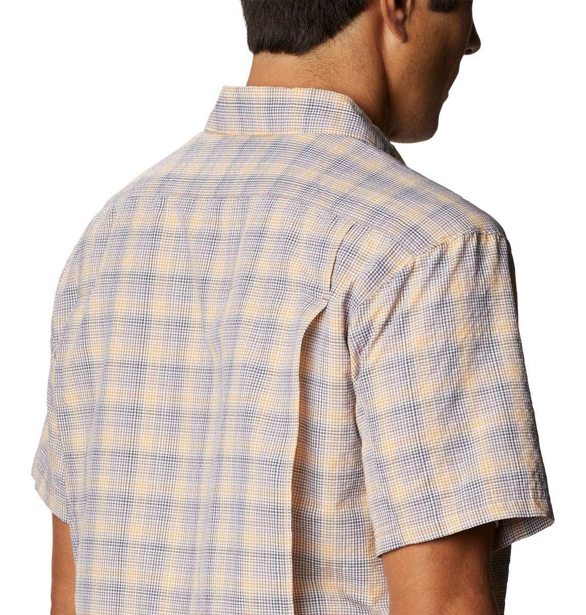 Columbia Men’s Silver Ridge Short Sleeve Seesucker Shirt, Moisture Wicking, Sun Protection, Mocha Gingham Ombre, Medium