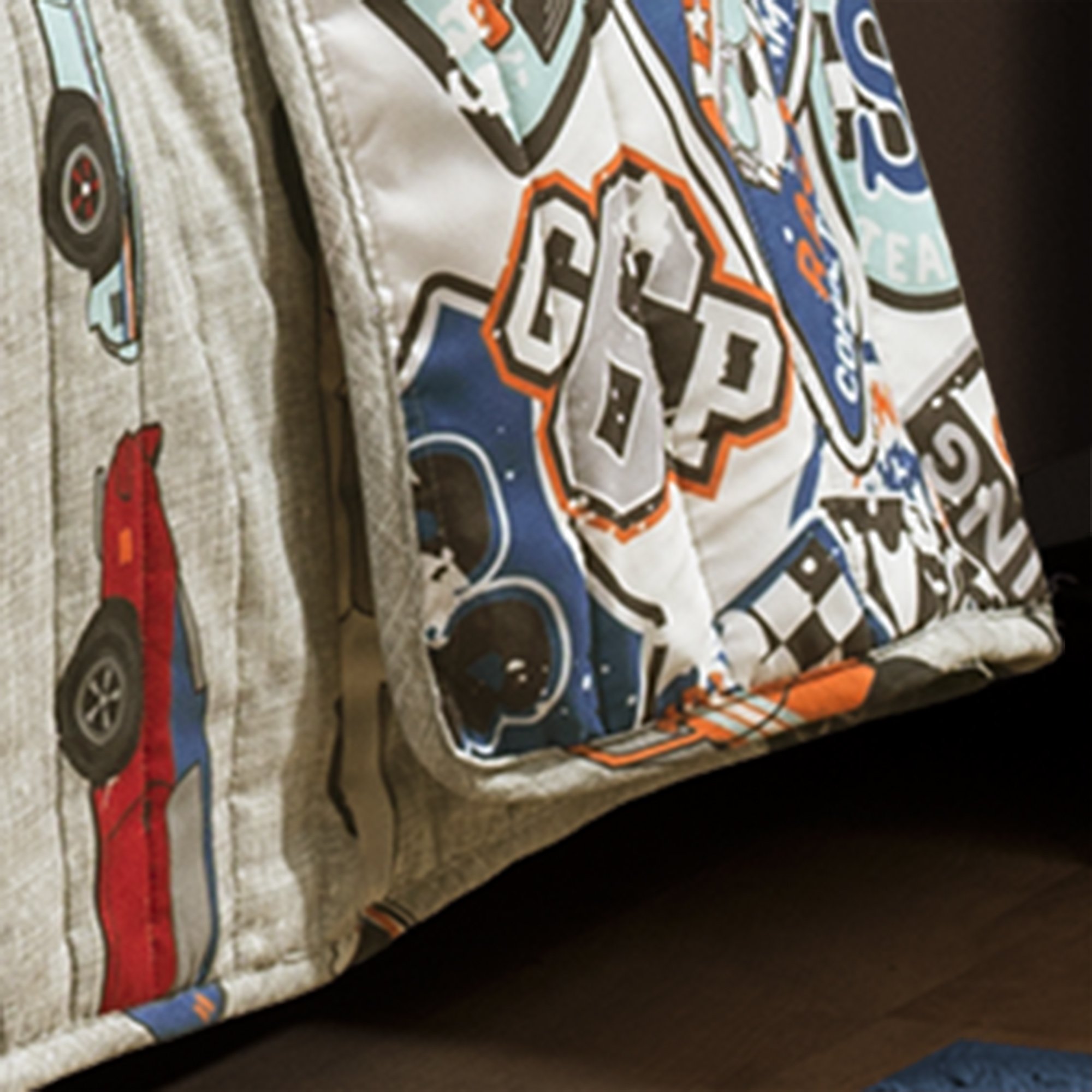 Lush Décor Lush Decor Beige Race Car Kids' 2-Piece Quilt, Reversible Bedding Set for Boys (Twin), Blue/Orange