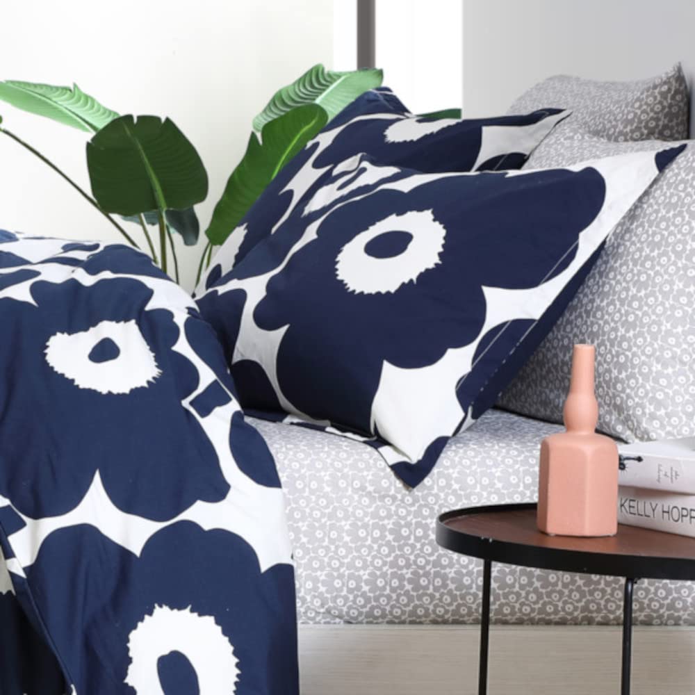 MARIMEKKO - Queen Duvet Cover Set, Cotton Bedding with Matching Shams & Botton Closure, All Season Home Decor (Unikko Indigo, Queen)