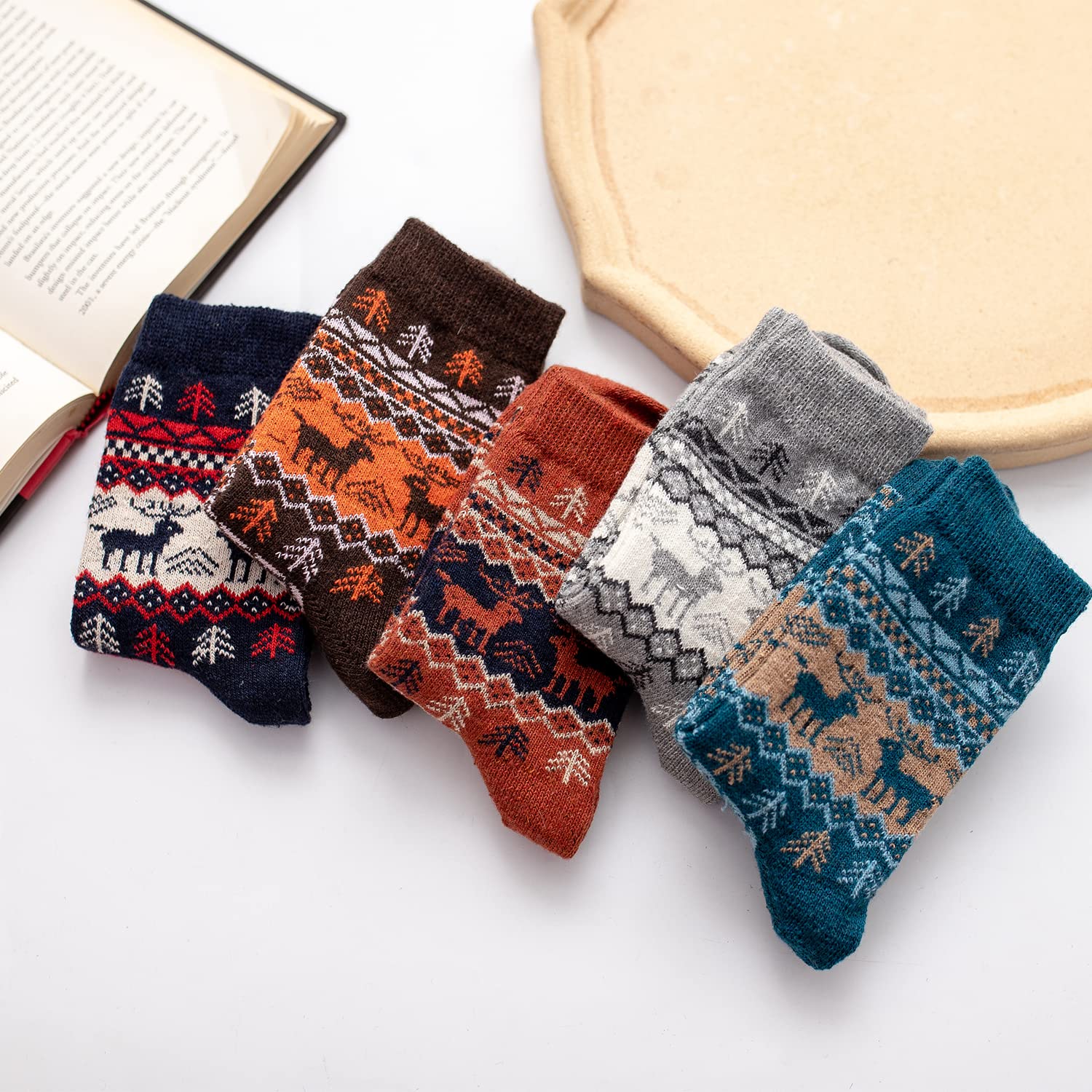 DOOVID Unisex Athletic Socks Women Men Knit Wool Socks Winter Socks Cotton Warm Socks Christmas Gift 5 Pairs Deer