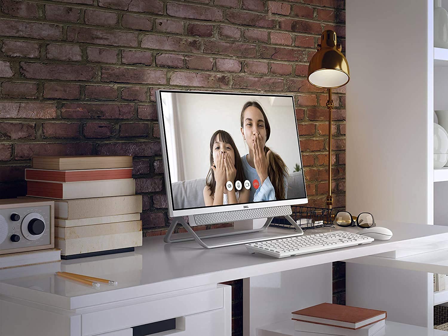 Dell Inspiron 7700 All in One, 27†FHD Touchscreen, Intel 11th Gen i7-1165G7, 32GB RAM, 1TB SSD, Webcam, Nvidia Geforce MX330 2GB Graphics, HDMI, SD-Card, USB Type-C - Windows 10 Pro (Renewed)