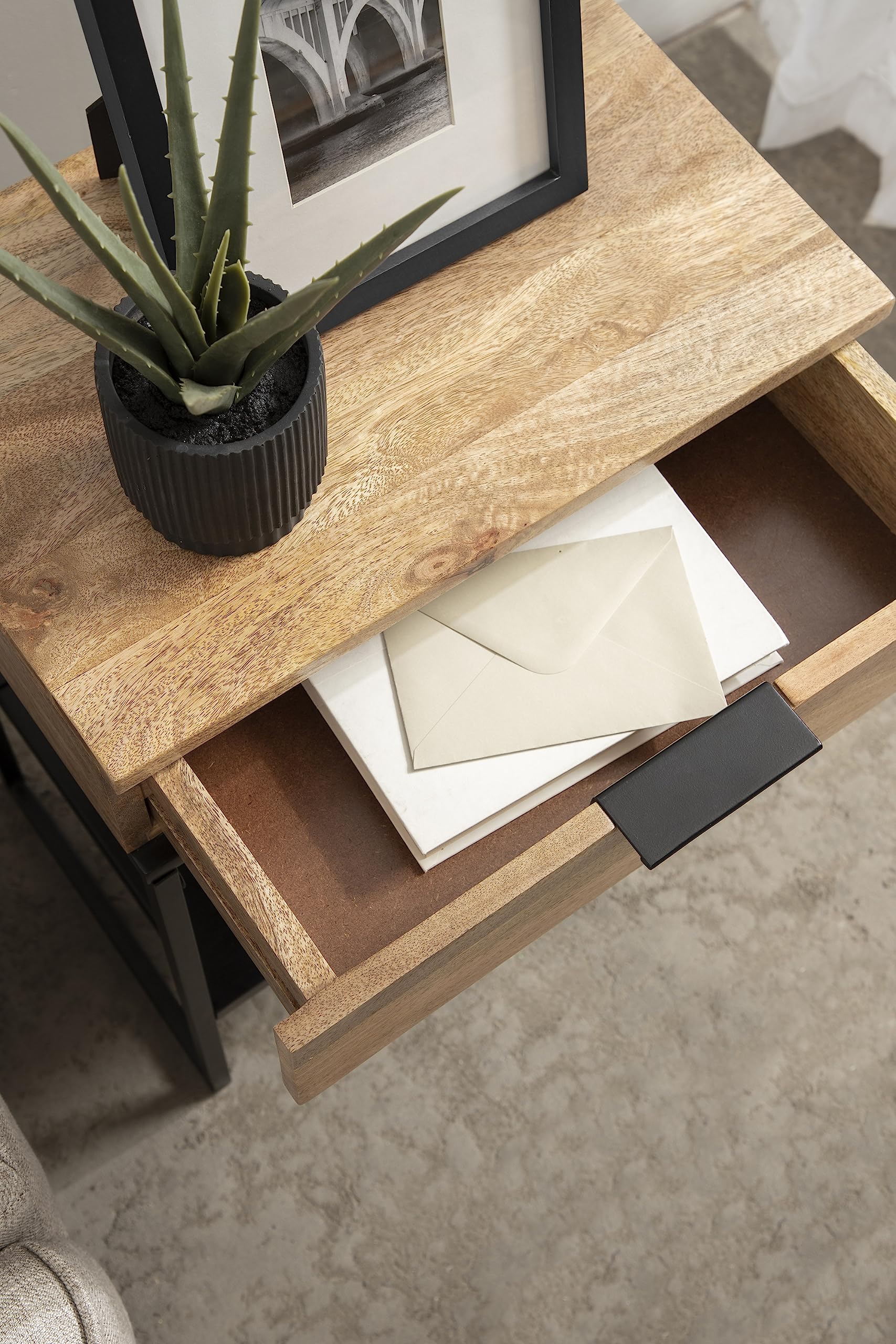 Kate and Laurel Malone Modern Wooden Side Table with Metal Shelf, 18 x 13 x 25, Natural Brown and Black, Transitional Wood Nightstand with Storage Shelf Below