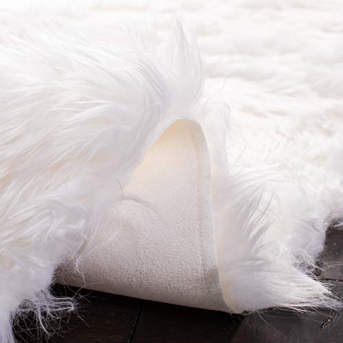 SAFAVIEH Faux Sheep Skin Collection 3' x 5' Ivory FSS235A Silken Glam 2.35-inch Thick Area Rug
