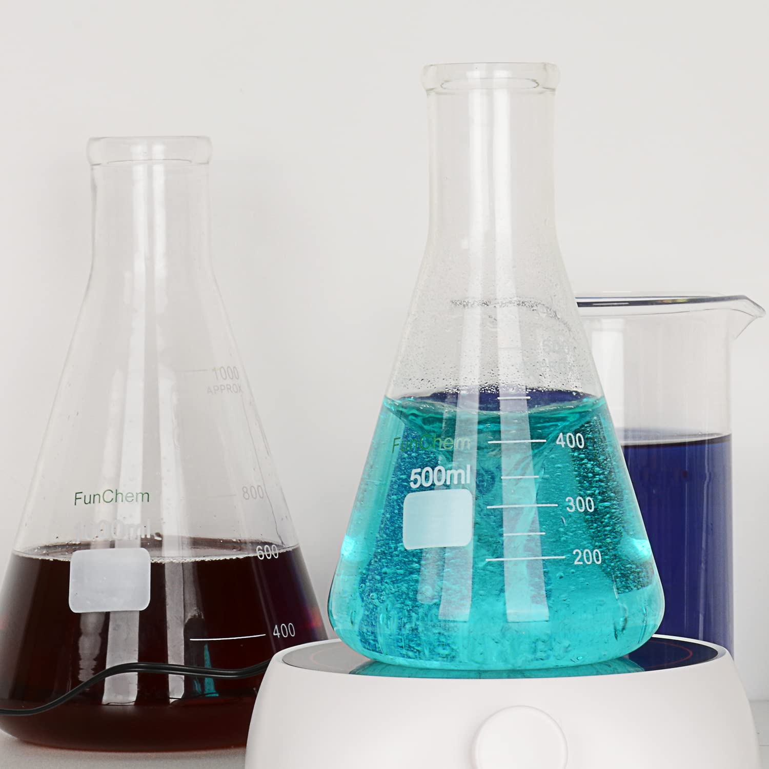 FunChem Narrow Mouth Glass Erlenmeyer Flasks with Heavy Duty Rim, Clear Graduations (500 ml)