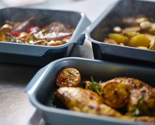 Joseph Joseph Nest Bakeware and Roasting Pan Set of 3, Stackable Oven Trays, Carbon Steel Baking Pans with Non-Stick Coating, Easy-Pull Handles, Organized Kitchen Storage