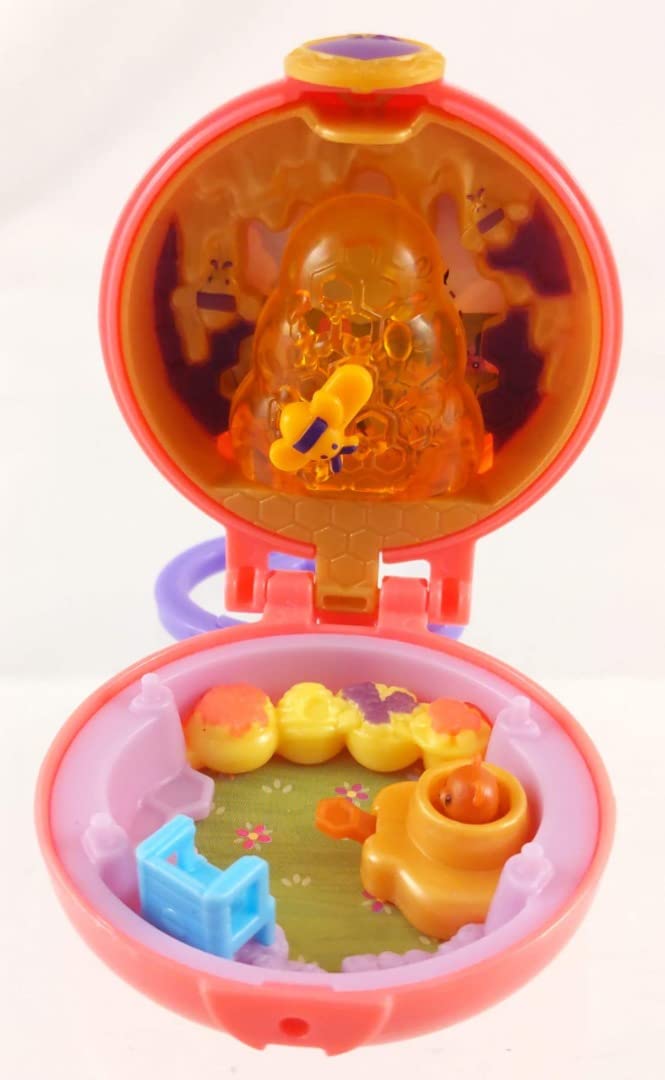 Polly Pocket Beekeeper Compact with Removable Beehive, Surprise Reveals, Photo Customization, Micro Doll with 5 Movable Joints, Great Gift for Ages 4 Years Old & Up