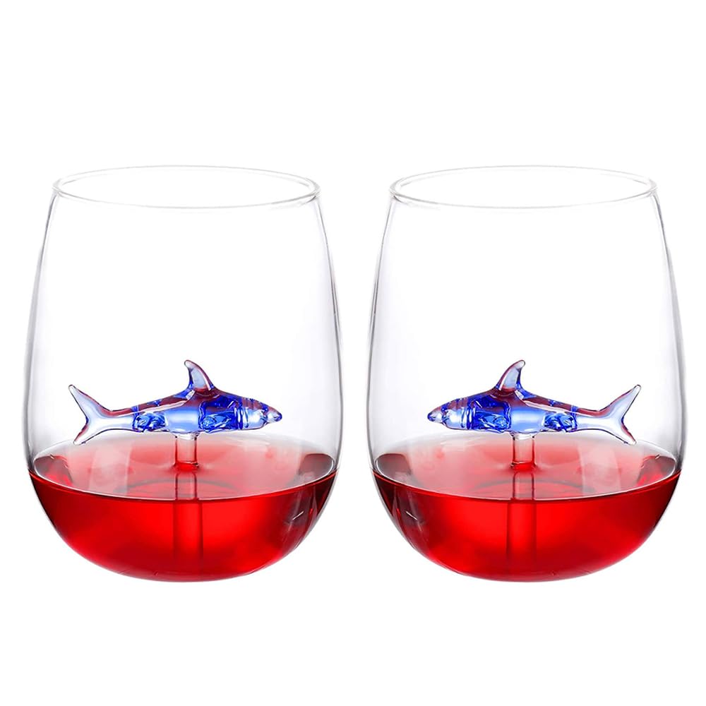 kucehiup Blue Shark Wine Glasses 18oz Red Wine Glass with Shark Inside 530ml (Two Blue Shark Cups)