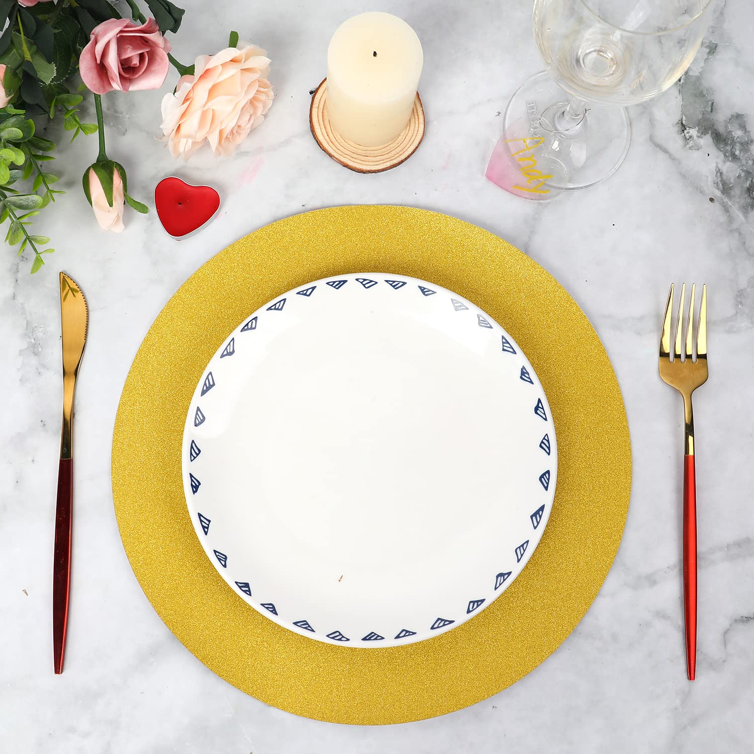 Datyiiha 50 Pieces Gold Glitter Paper Place Mats Sparkle Round Disposable Table Mats Golden Sequin Doilies Decorative Placemats for Wedding Banquet Party Home Dining Tableware