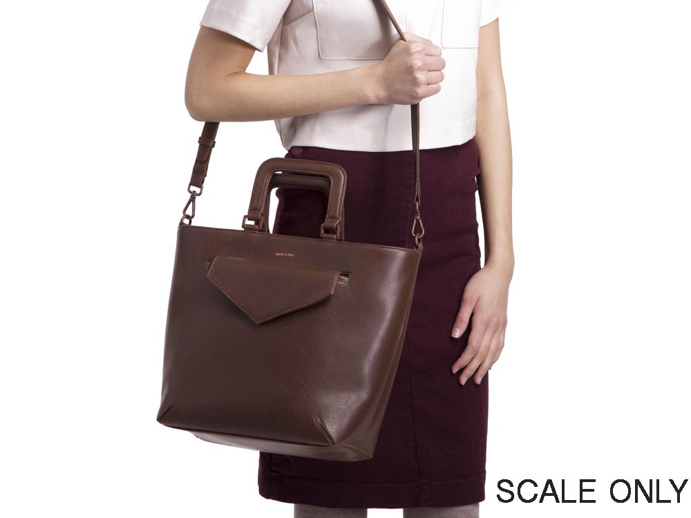 Matt and Nat Soleil Vintage Vegan Handbag in Black
