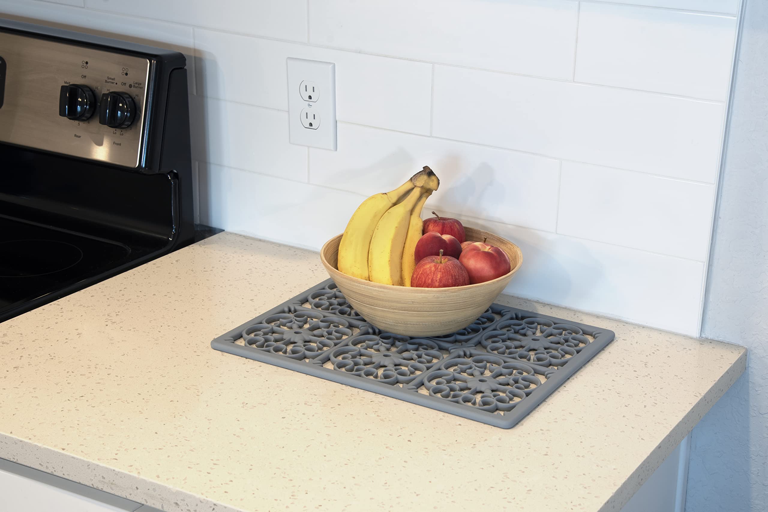 GASARÉ, Extra Large, Thick, Silicone Trivet for Hot Dishes, Pots, and Pans, Heat Resistant Mat for Countertop, Hot Pad for Kitchen, Easy to Clean, 16 x 12 x 3/8 Inches, Gray