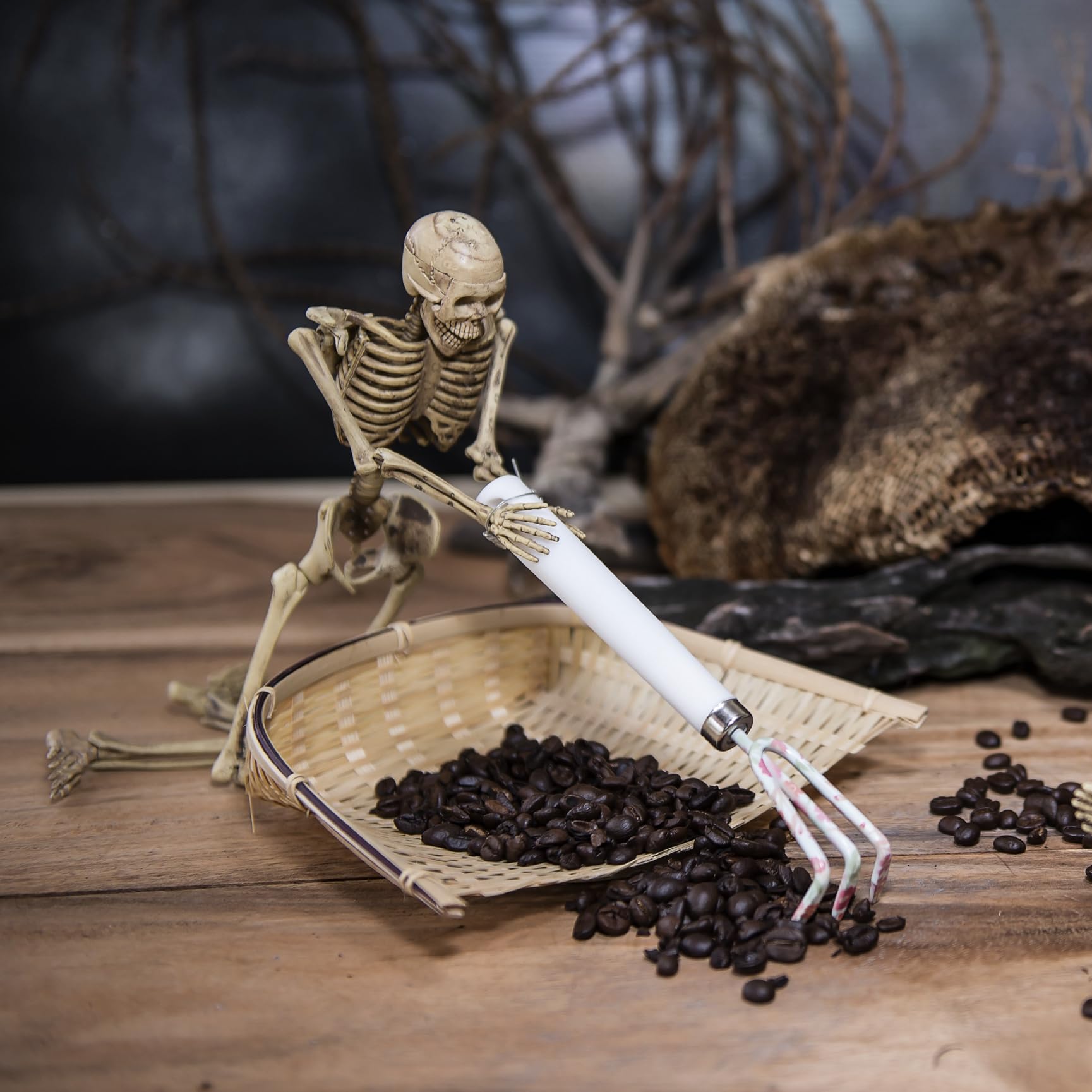 COYOAL Skeletons Decorations, 16'' Posable Plastic Skeleton, Full Body Skeleton with Movable Joints, Realistic Spooky Scary Skeletons for Indoor Party Haunted House Graveyard Props Decor