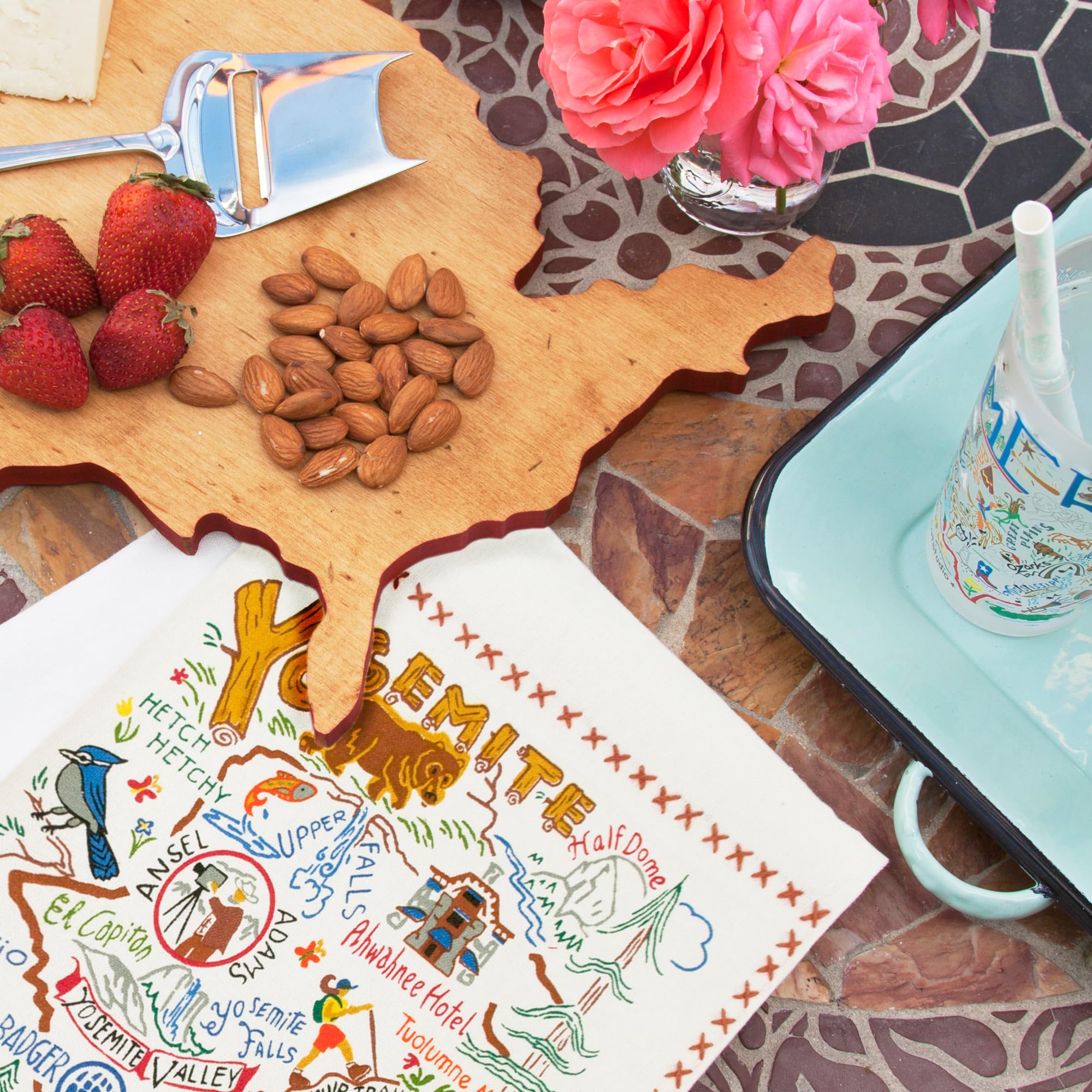 Catstudio Arizona Dish Towel - U.S. State Souvenir Kitchen and Hand Towel with Original Artwork - Perfect Tea Towel for Arizona Lovers, Travel Souvenir