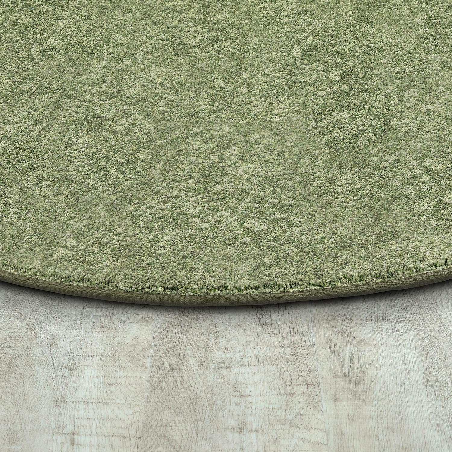 Joy Carpets Endurance Solid Colored Area Rug in Color Sage, 6' x 9' Oval