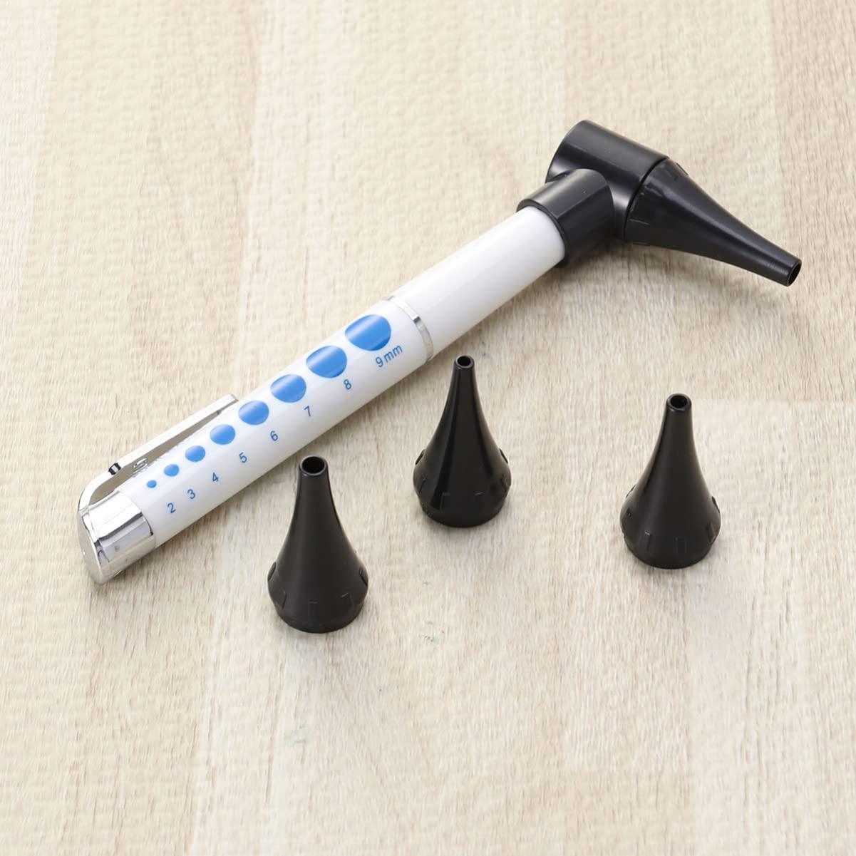 DOITOOL 3X Magnification Generation Doctor Mom Ear Scope Otoscope with Light,Otoscope with Both Adult and Pediatric Disposable Specula Tips Ear Checker for Ear Infections