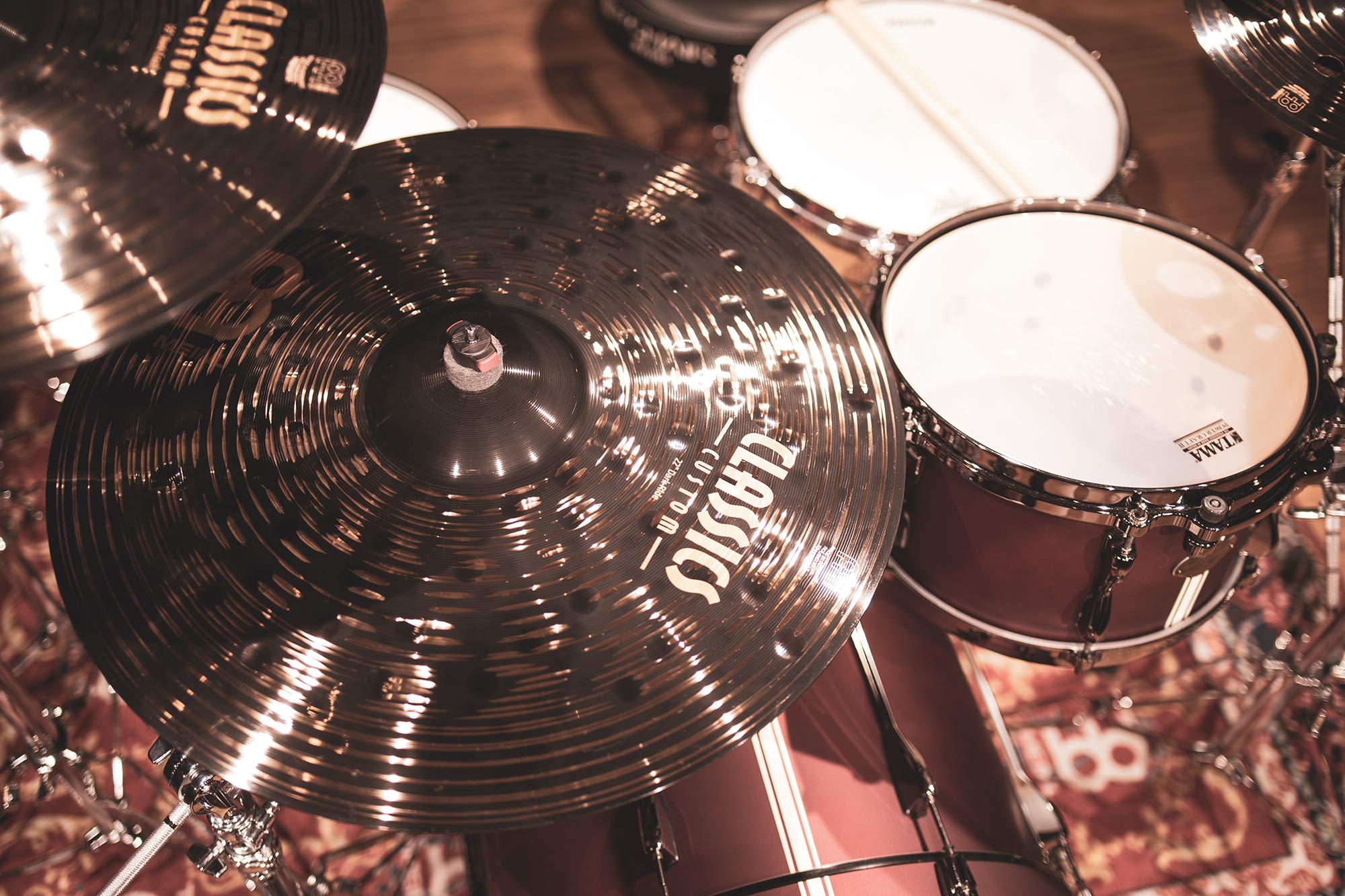 Meinl 22" Ride Cymbal - Classics Custom Dark - Made in Germany, 2-YEAR WARRANTY (CC22DAR)